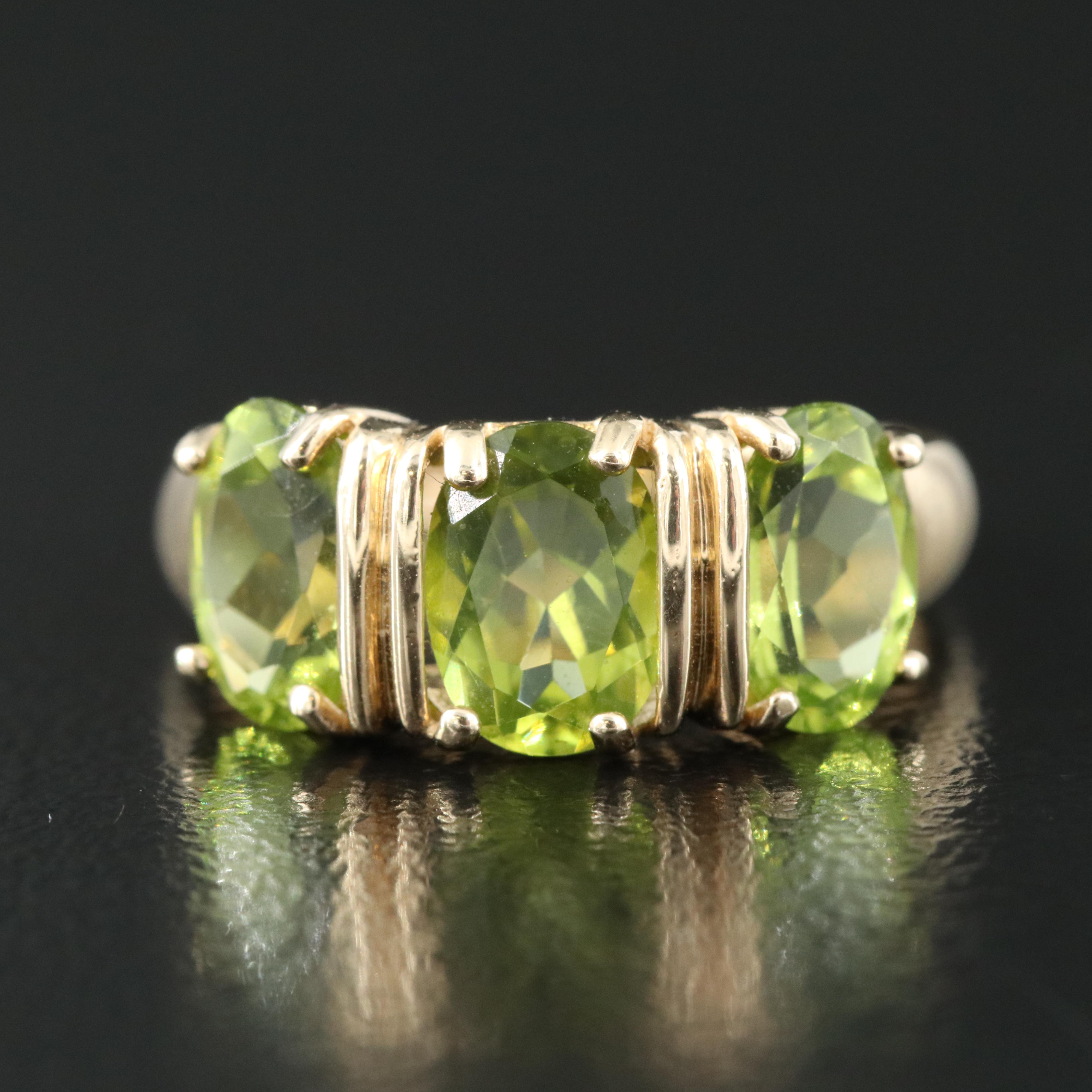 14K Peridot Three Stone Ring | EBTH