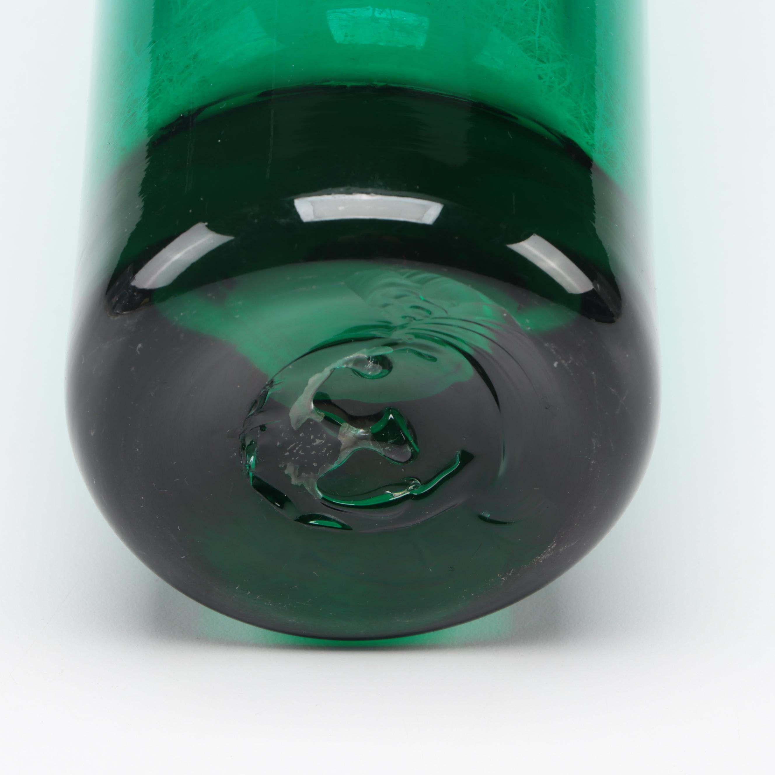 Blenko Stye Blown Emerald Green Glass Vase | EBTH