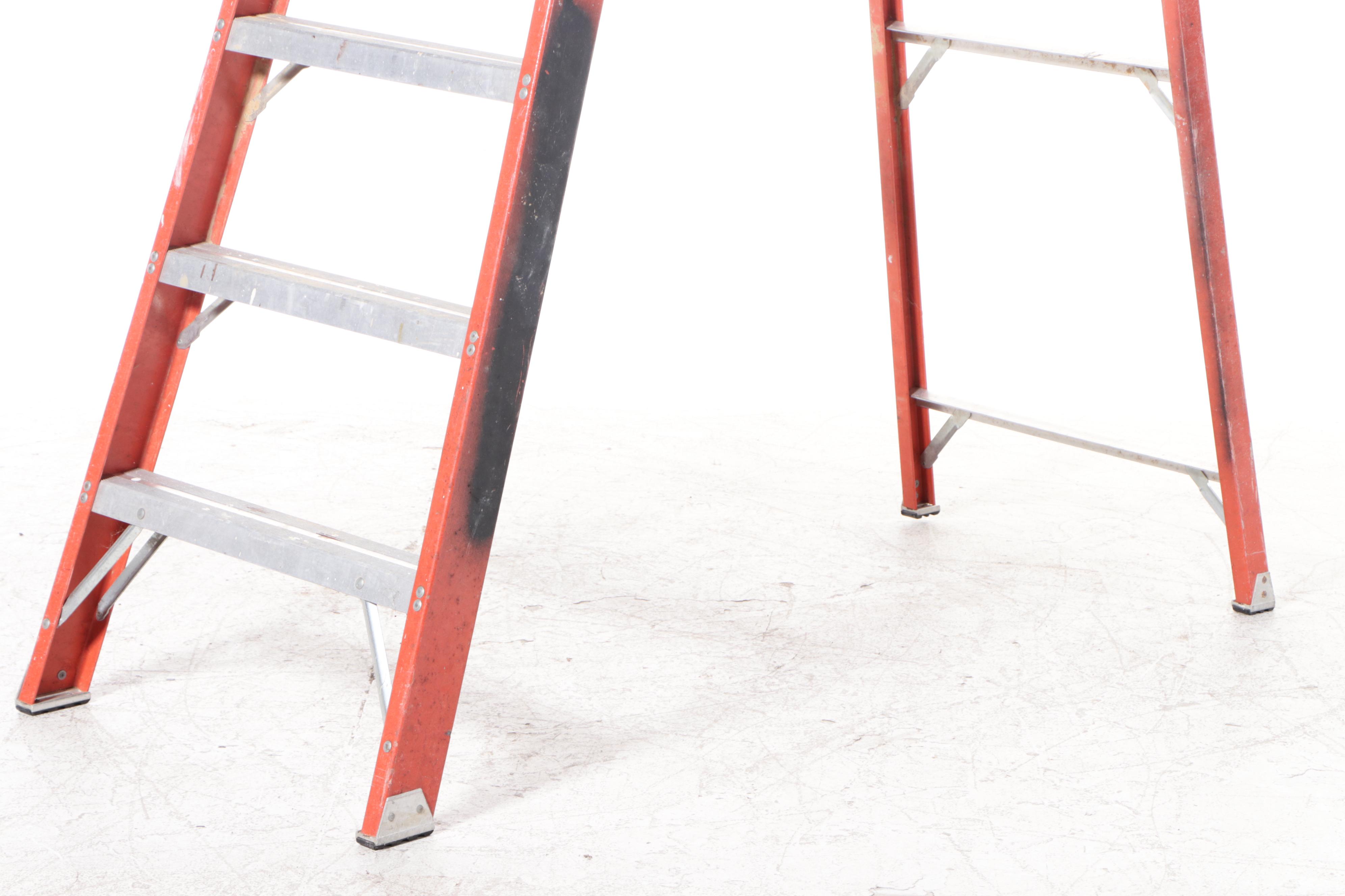 Louisville 10' Aluminum Step Ladder | EBTH