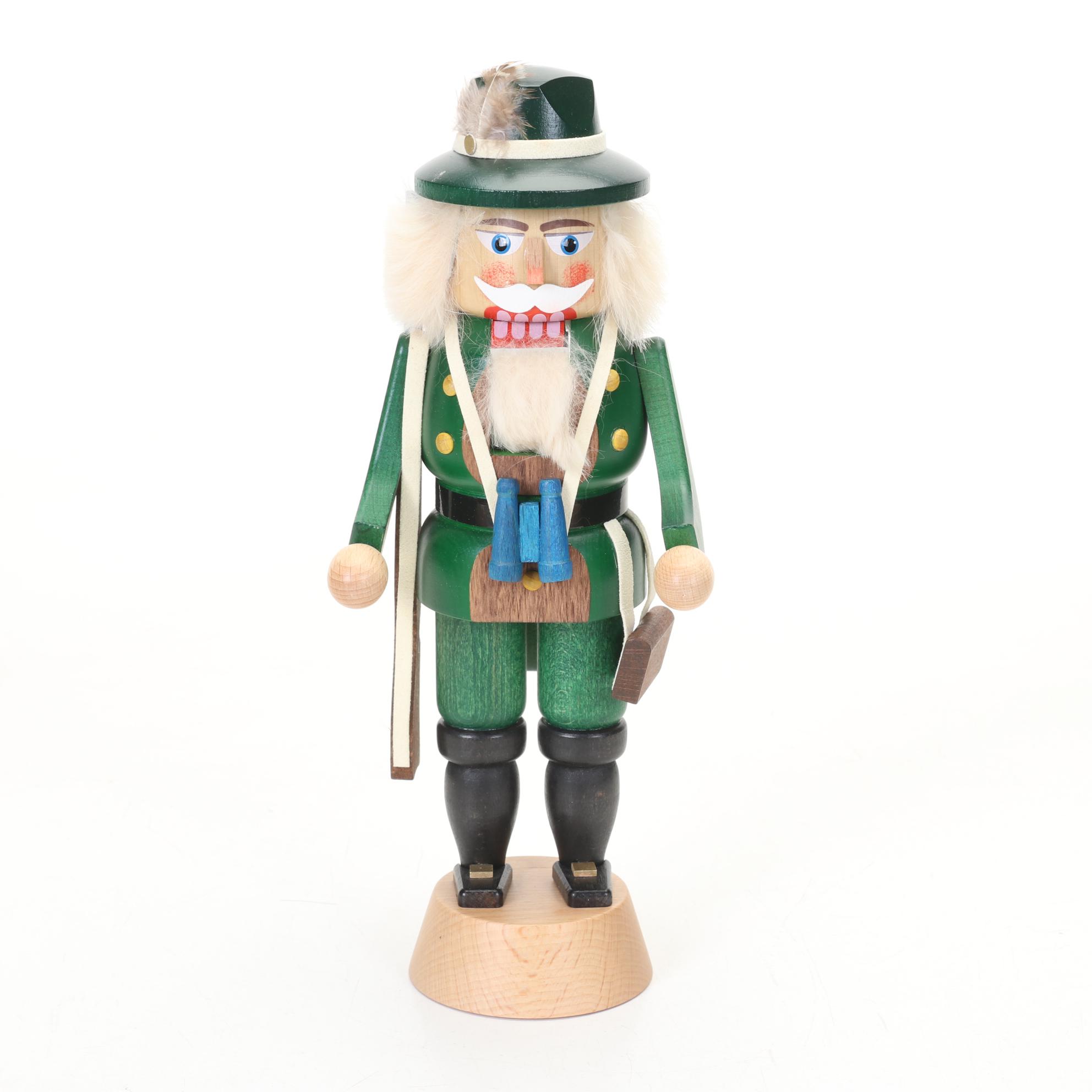 Stracoland Colmnitz Germany-Made Small Scale Nutcrackers | EBTH