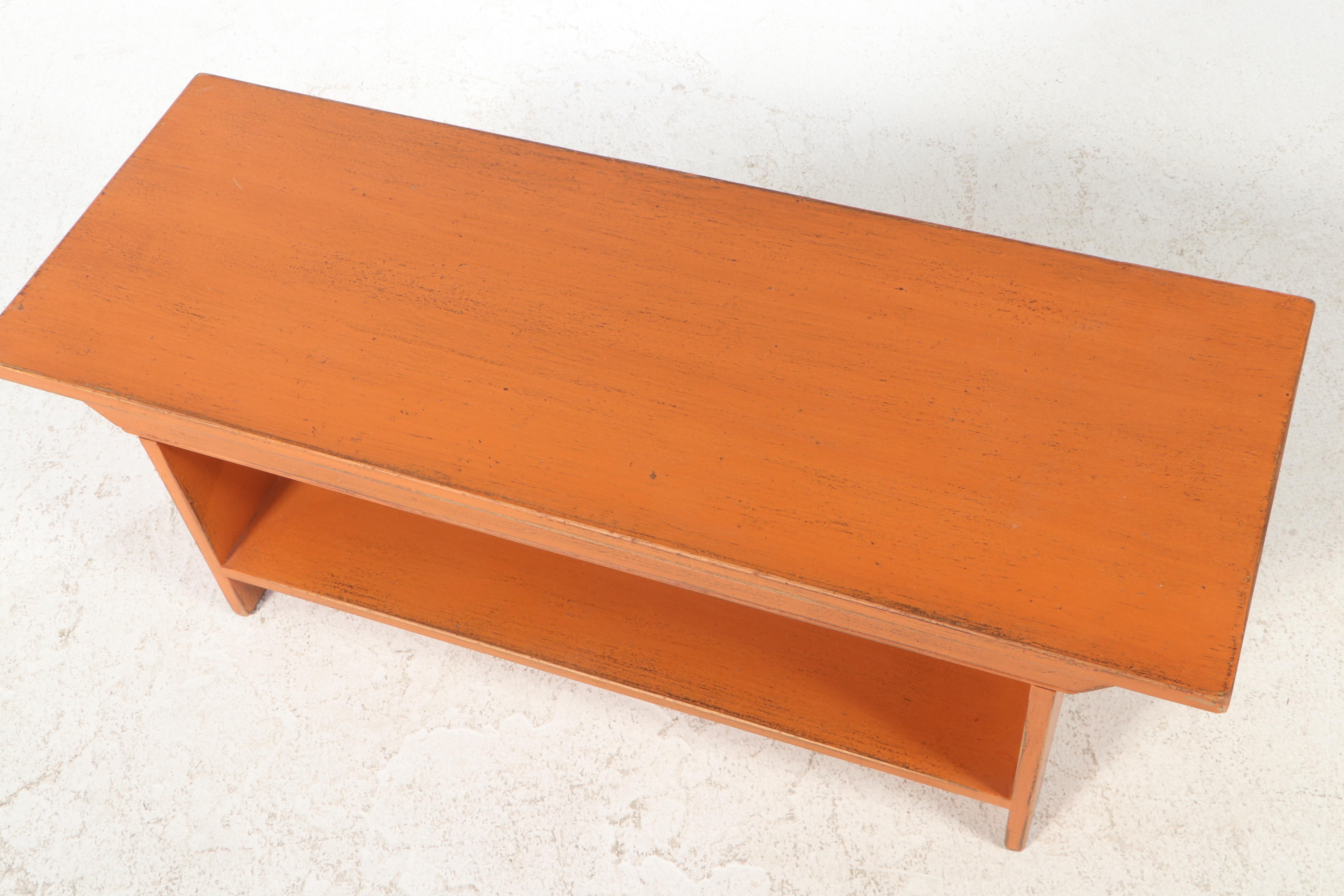 American Primitive Style Painted Bootjack Bench/Coffee Table | EBTH