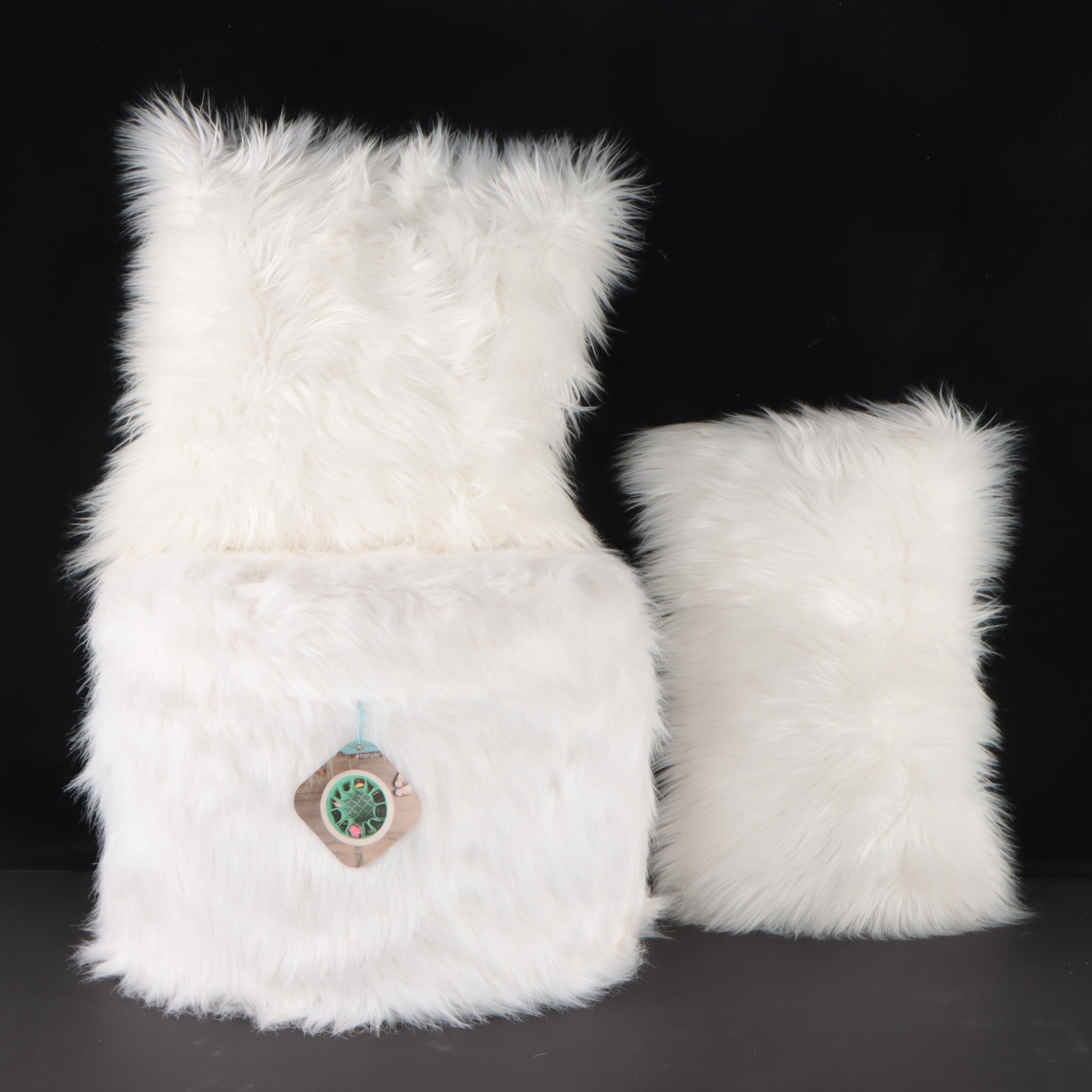 Tainoki Faux Sheepskin Storage Pouf with Throw Pillows | EBTH
