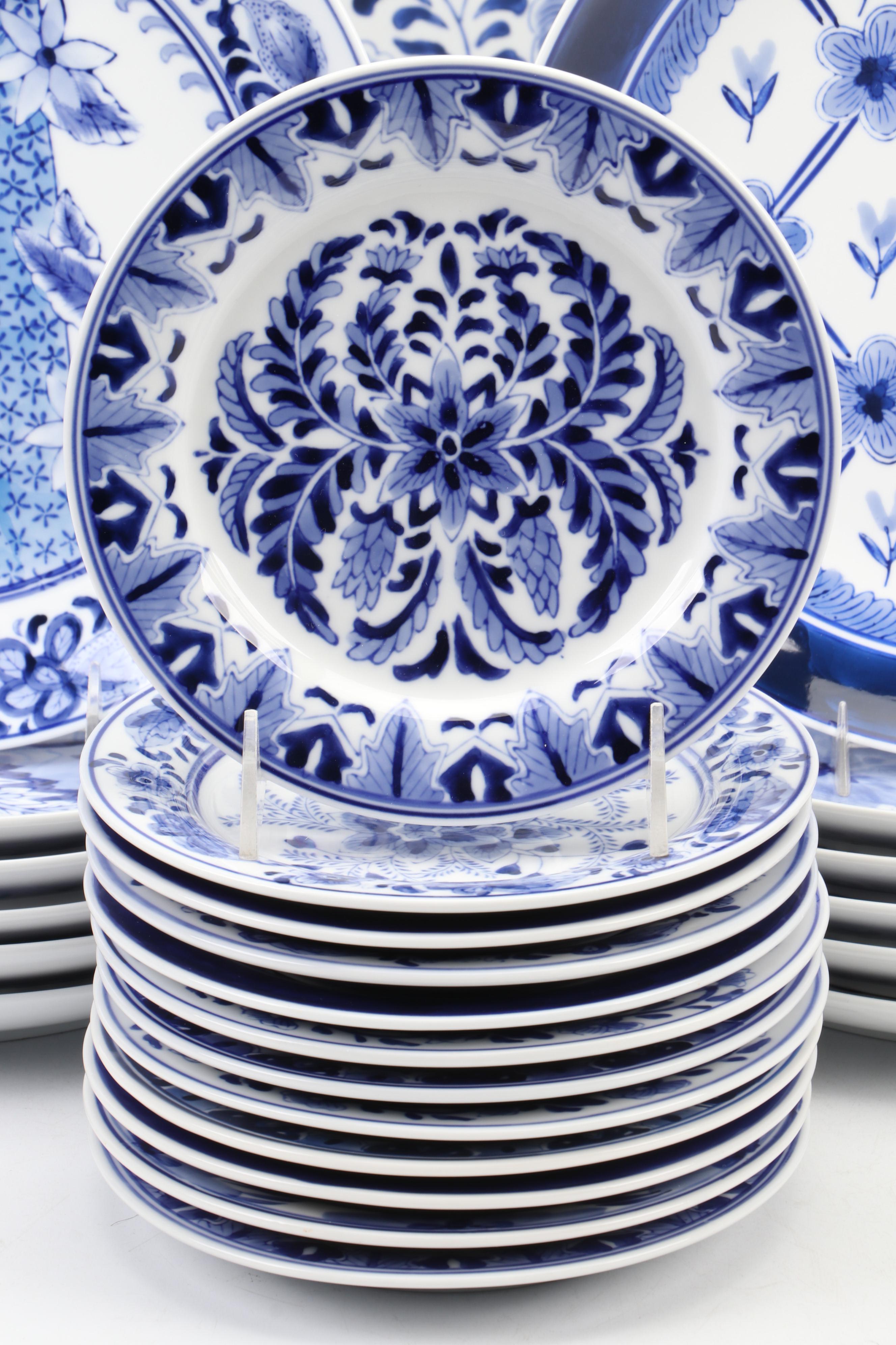 Chinese Style Blue and White Porcelain Dinnerware | EBTH