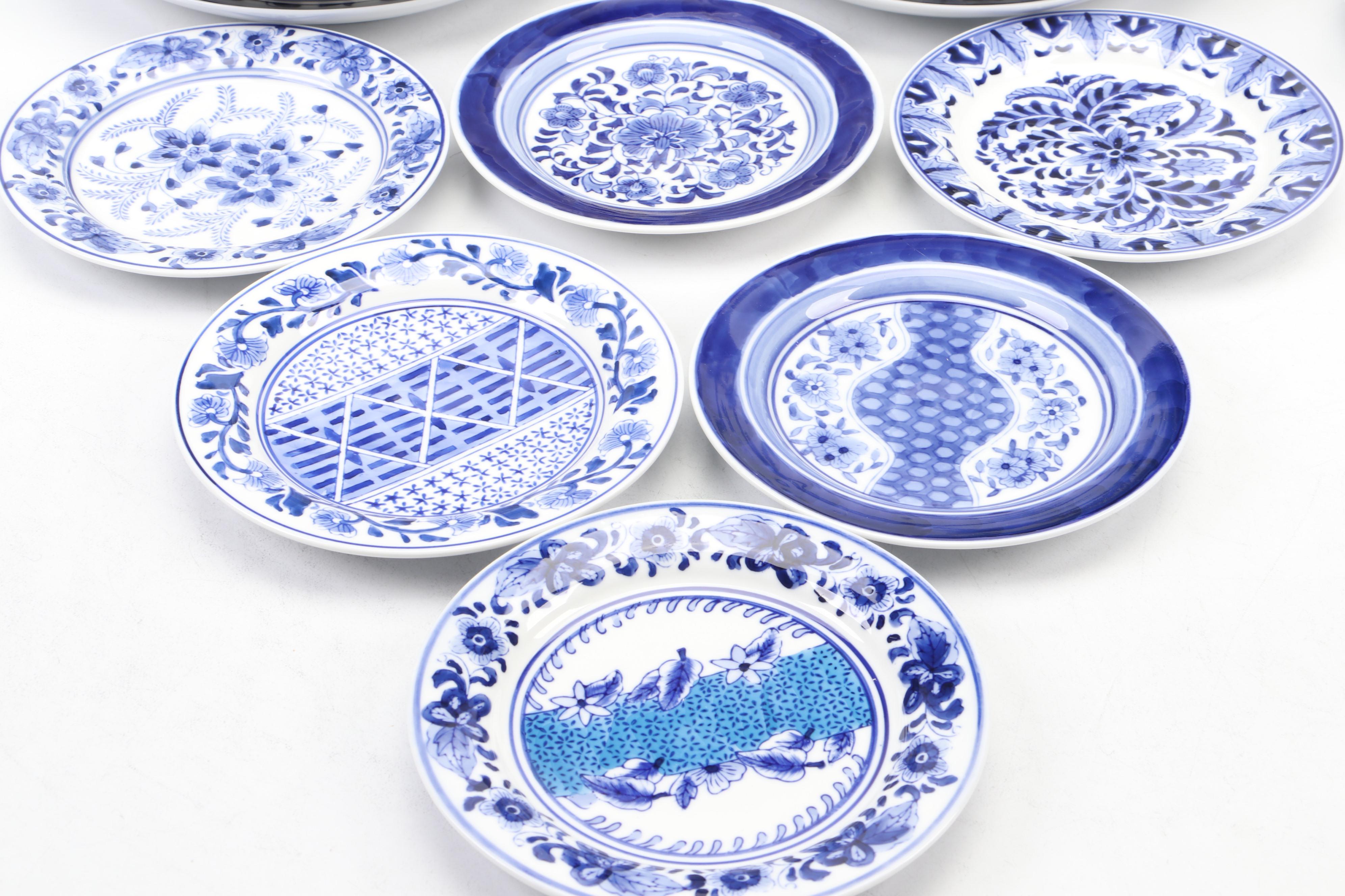 Chinese Style Blue and White Porcelain Dinnerware | EBTH
