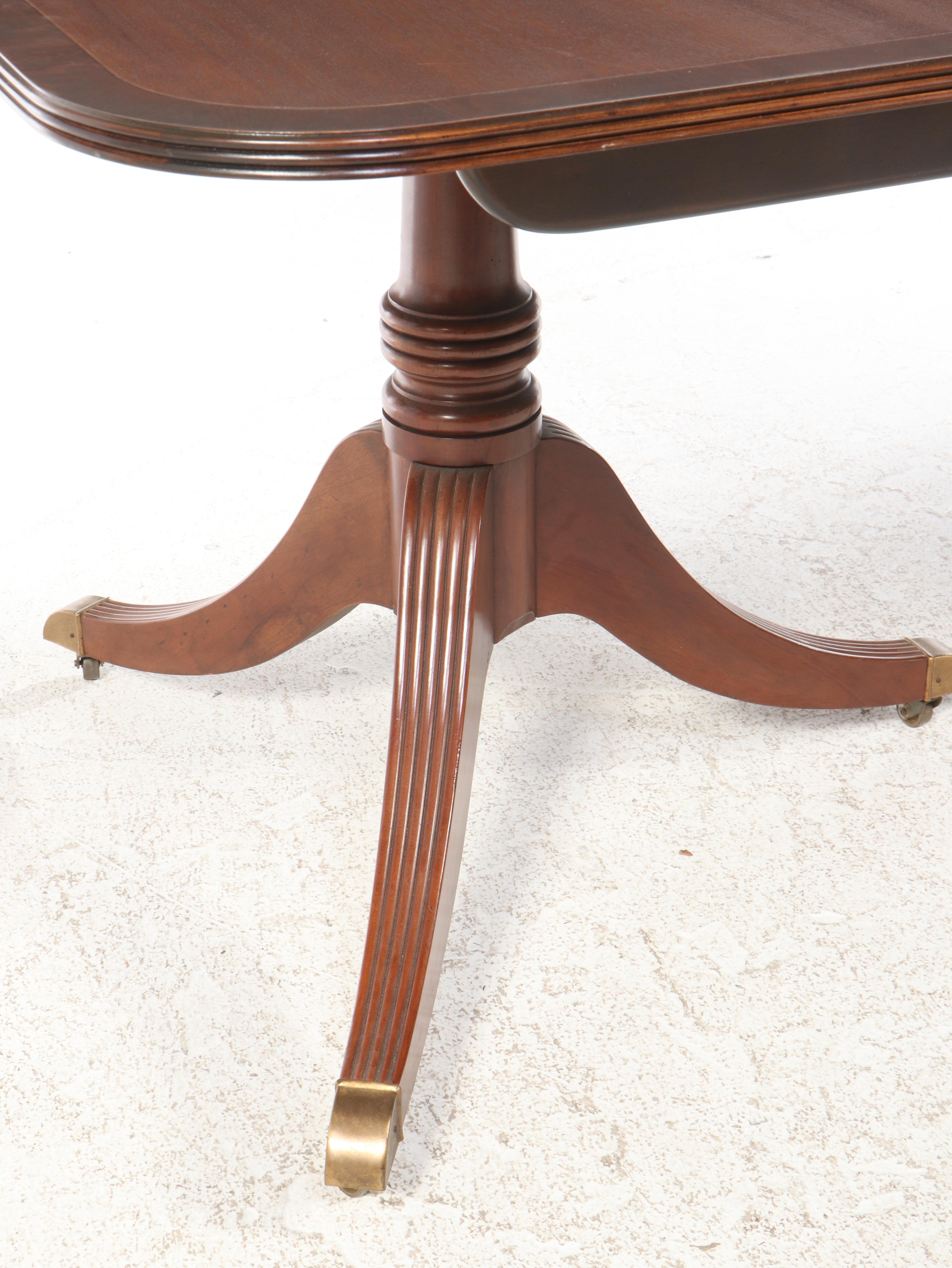 Regency Style Mahogany Extension Dining Table | EBTH