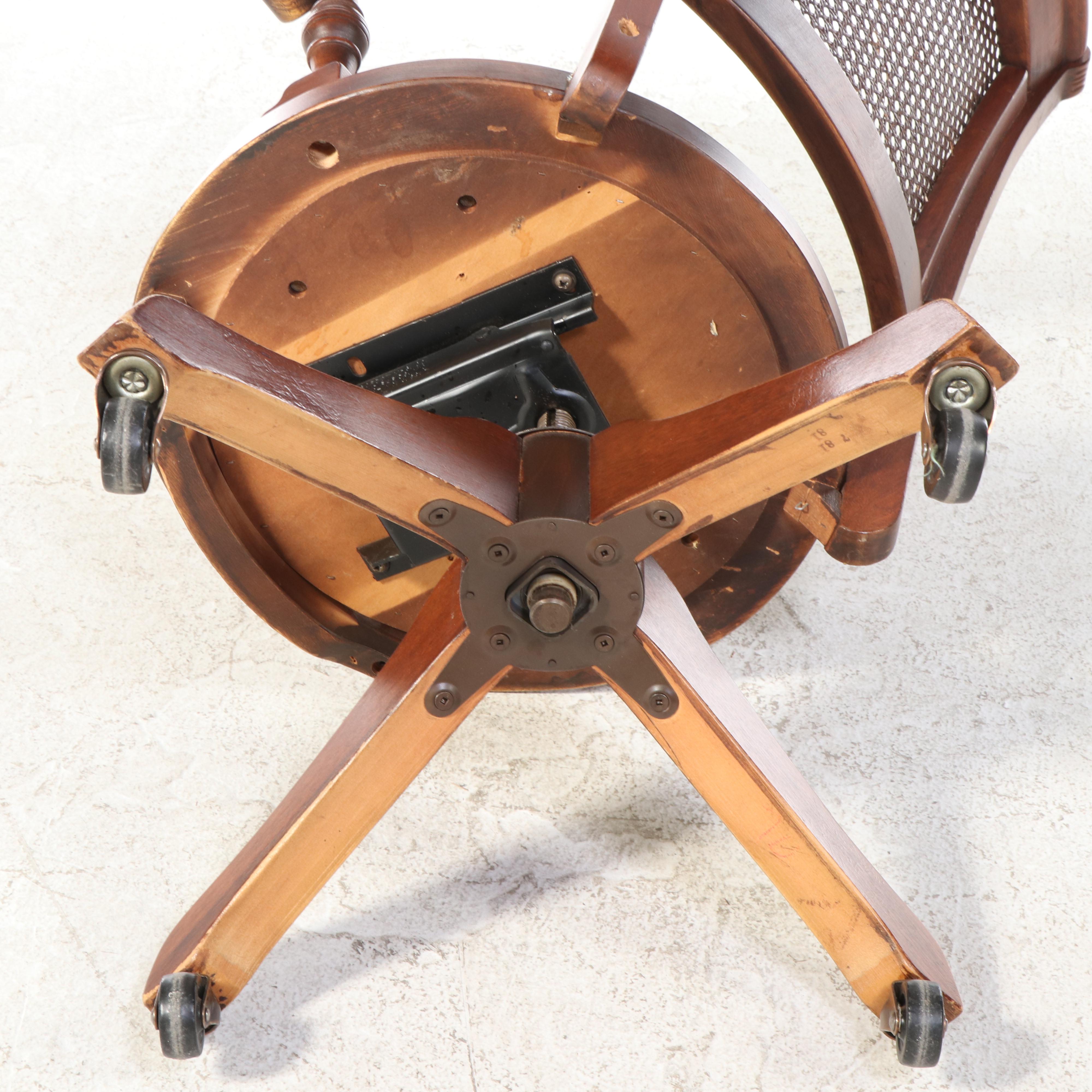 Gordon Manufacturing Co. Victorian Style Ash Swivel-Tilt Desk Chair | EBTH