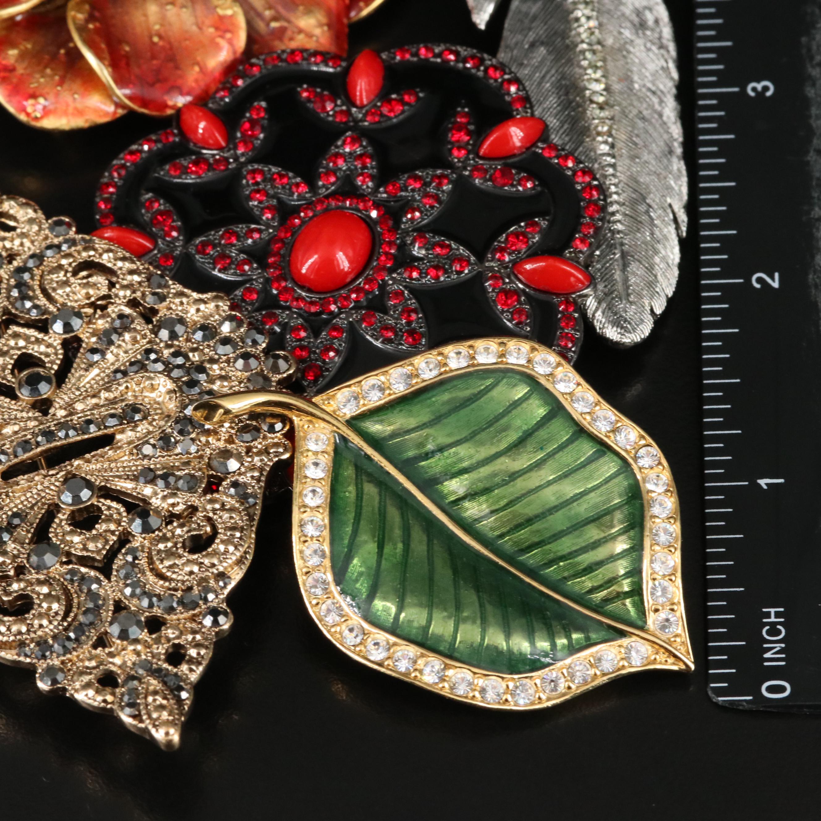 Erwin Pearl and Tancer-ll Featured in Brooch Collection | EBTH