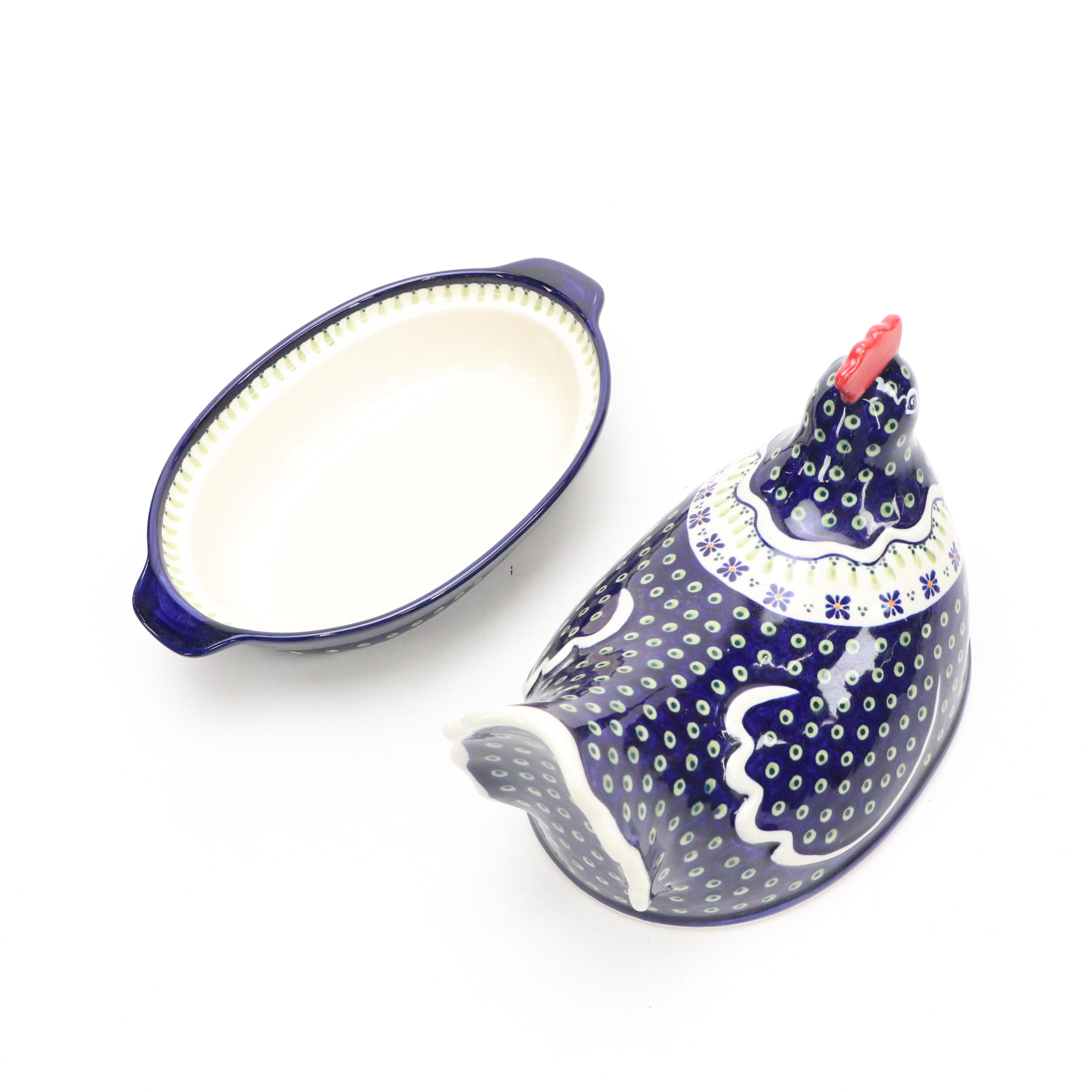 Polish Pottery Chicken Shaped Baker | EBTH