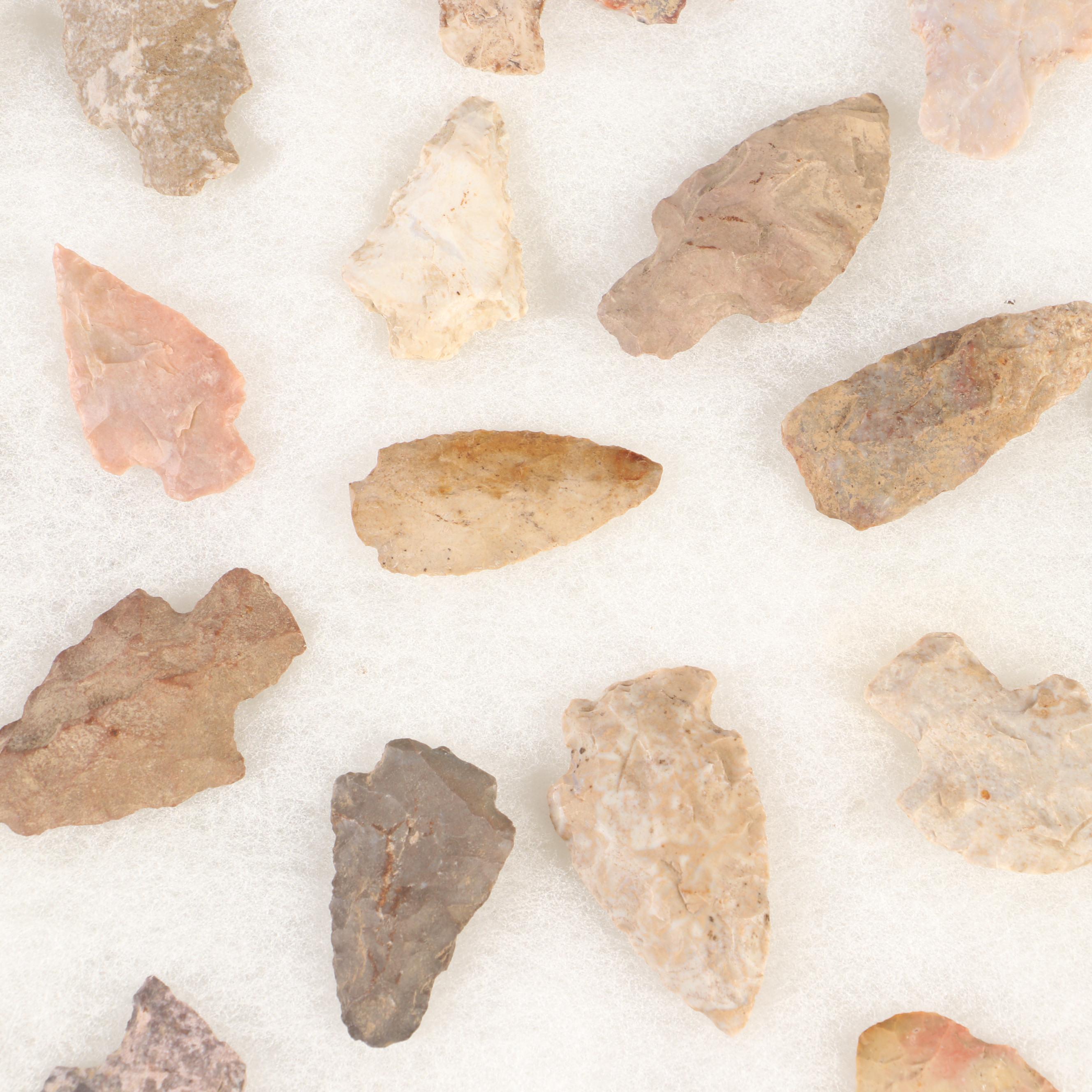 Early Native American Type Knapped Stone Projectile Points | EBTH