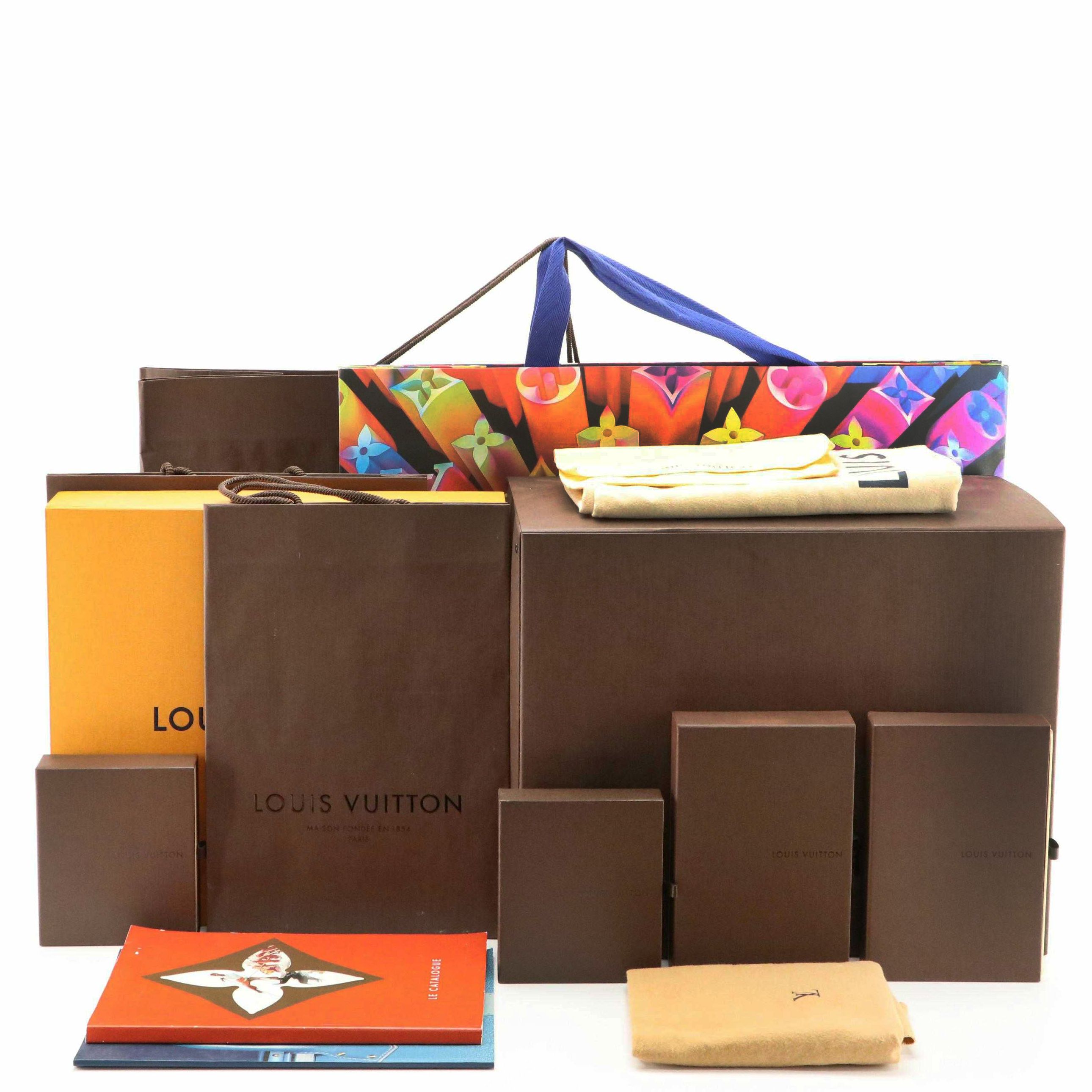 Louis Vuitton Gift Boxes, Bags, Dust Bags and Catalogs | EBTH