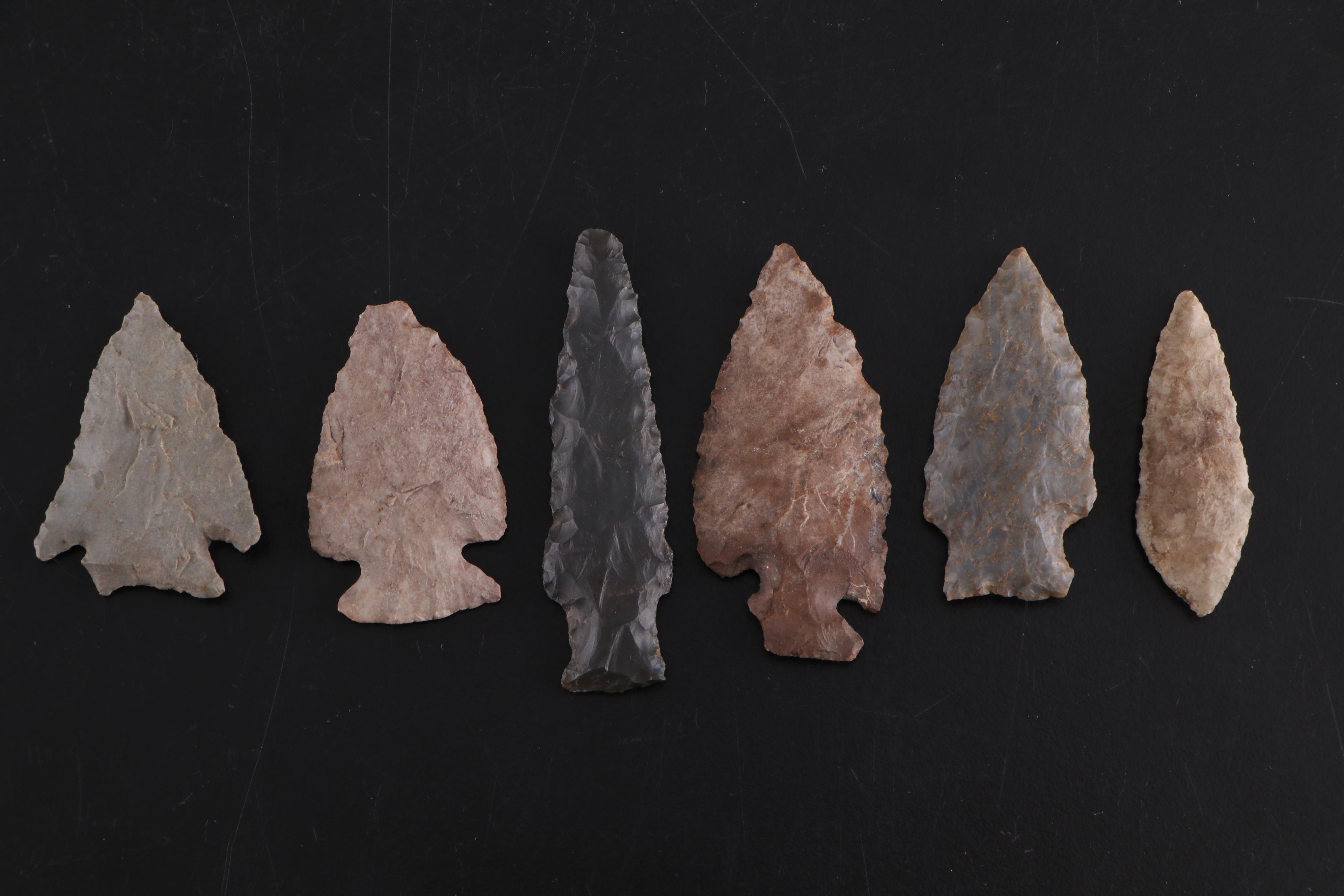 Knapped Stone Projectile Points With Fringed Leather Pouch | EBTH