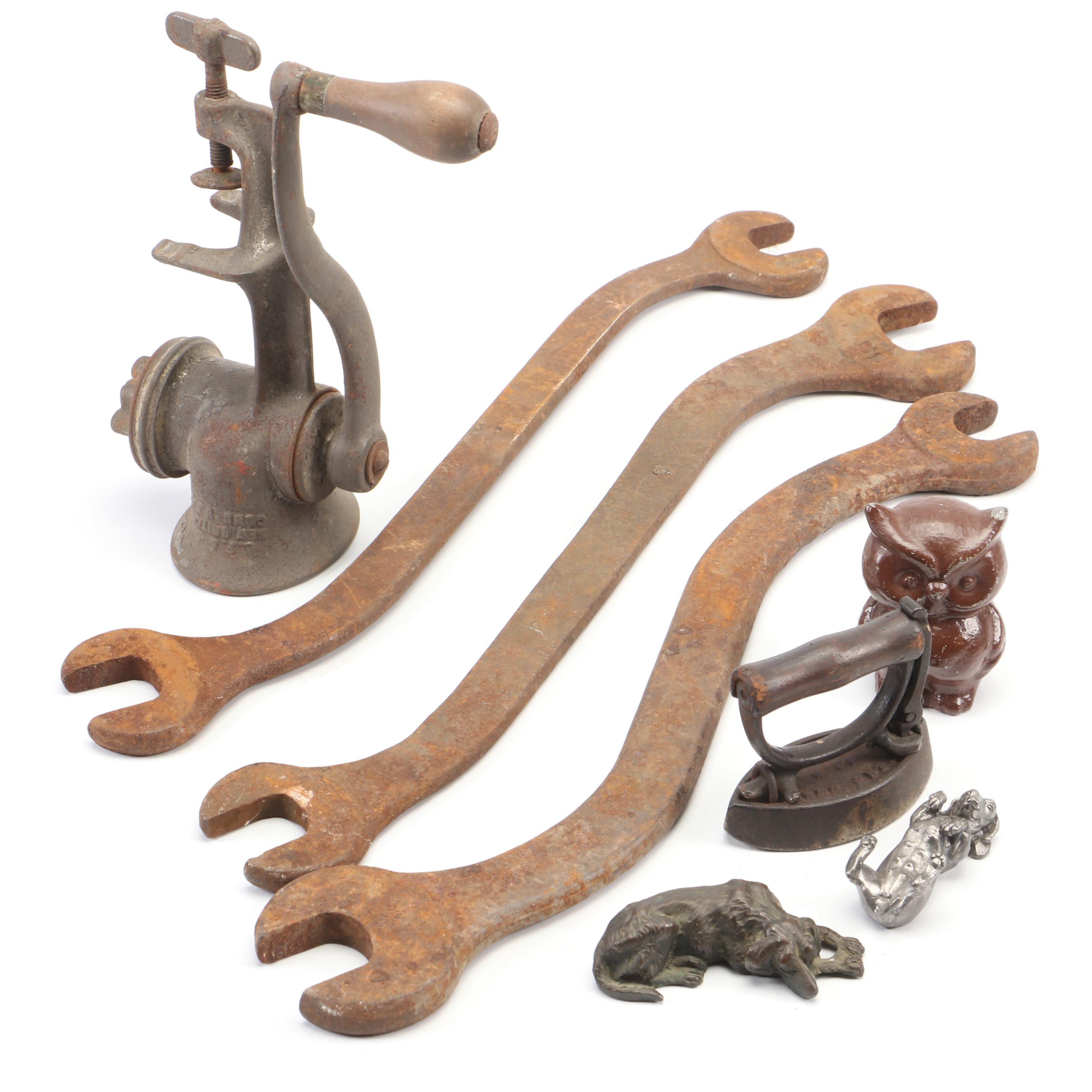 LF&C Meat Grinder, Obstruction Wrenches, Iron and Cast Metal Animal ...