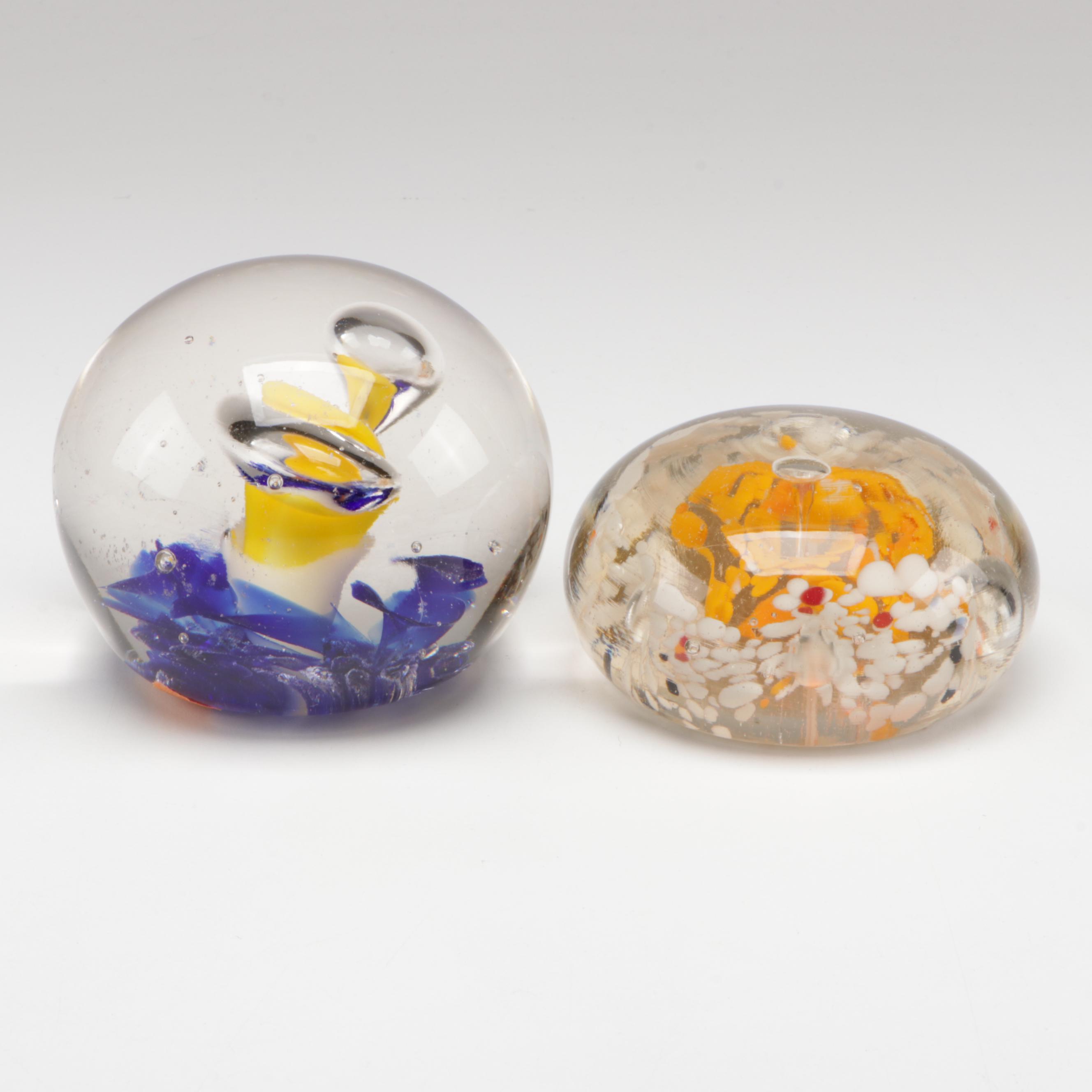 Joe Rice, Joe St. Clair, and Other Art Glass Paperweights | EBTH