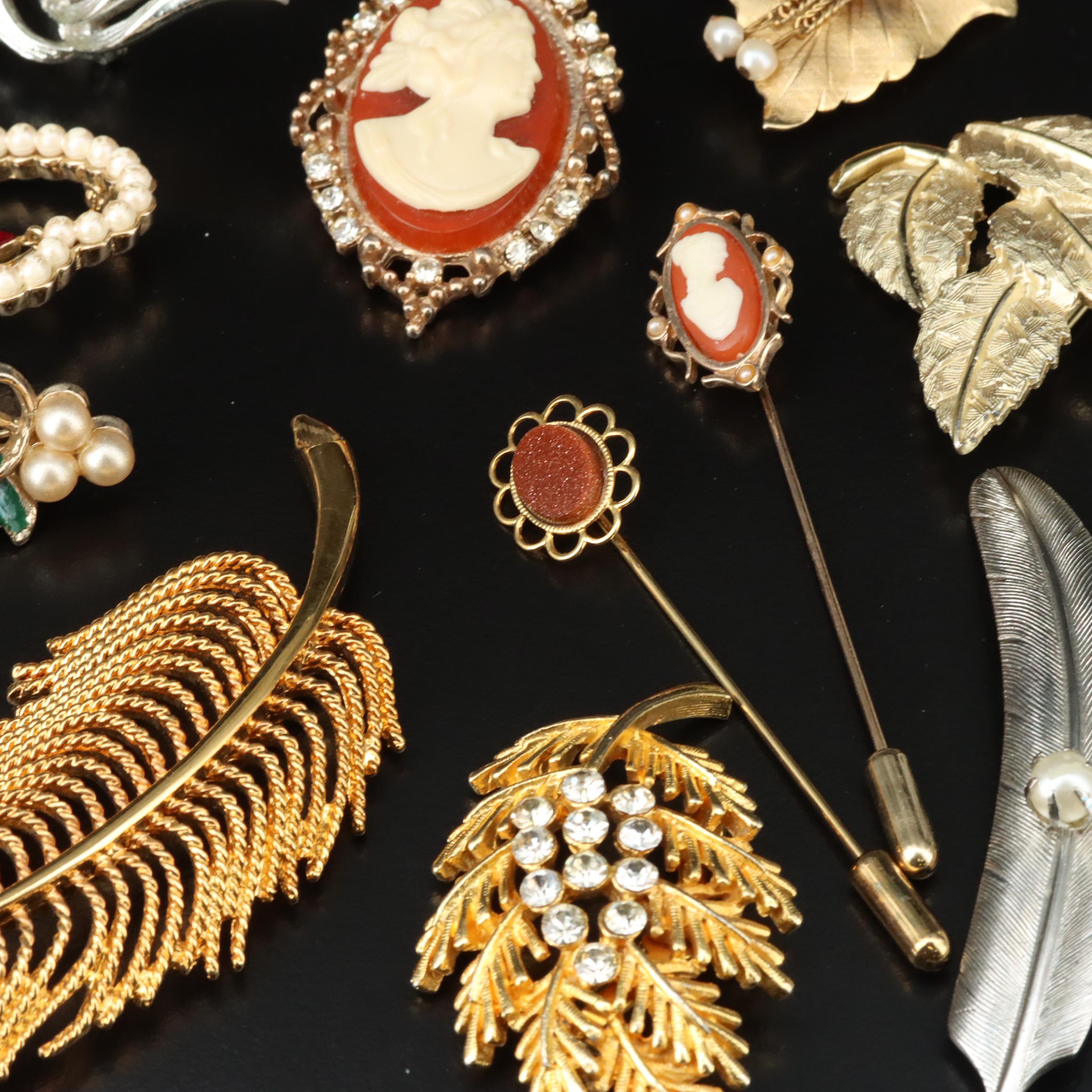 Winard Gold-Filled Feather Trio Brooch Featured in Vintage Jewelry ...