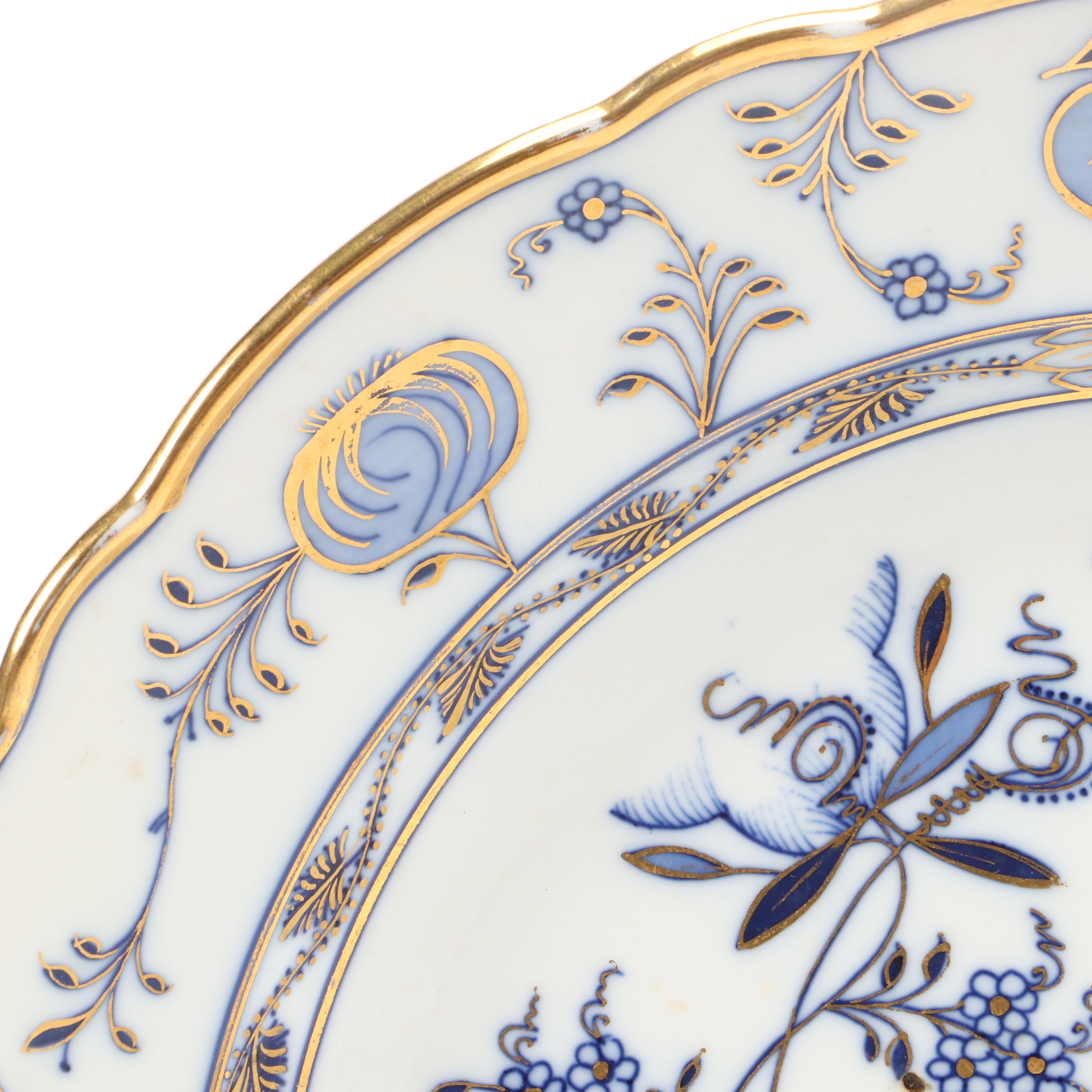 Meissen "Blue Onion" Gilt Porcelain Serving Platter and Place Setting ...