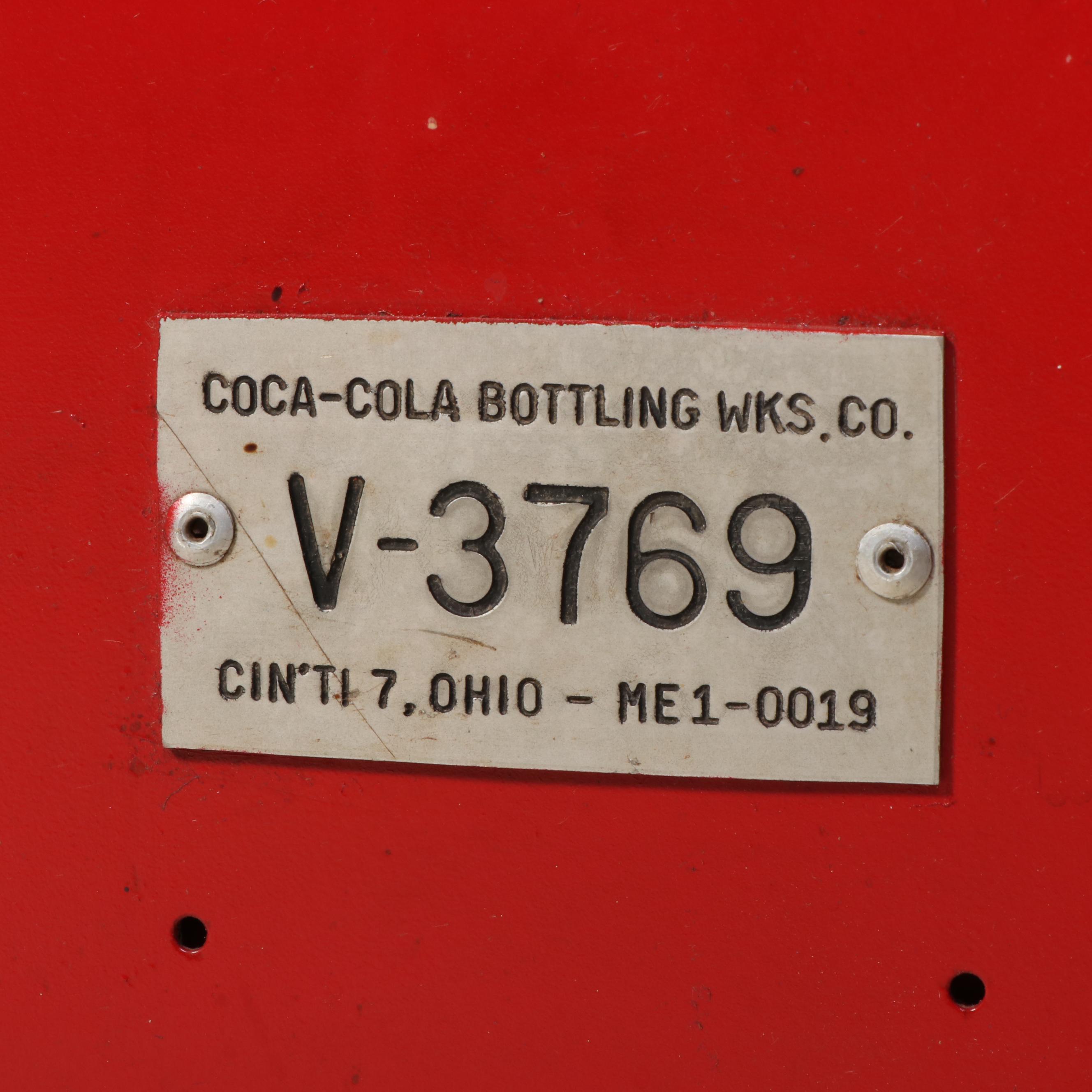 Cavalier Coca-Cola CS-96D Vending Machine, 1950s–1960s | EBTH