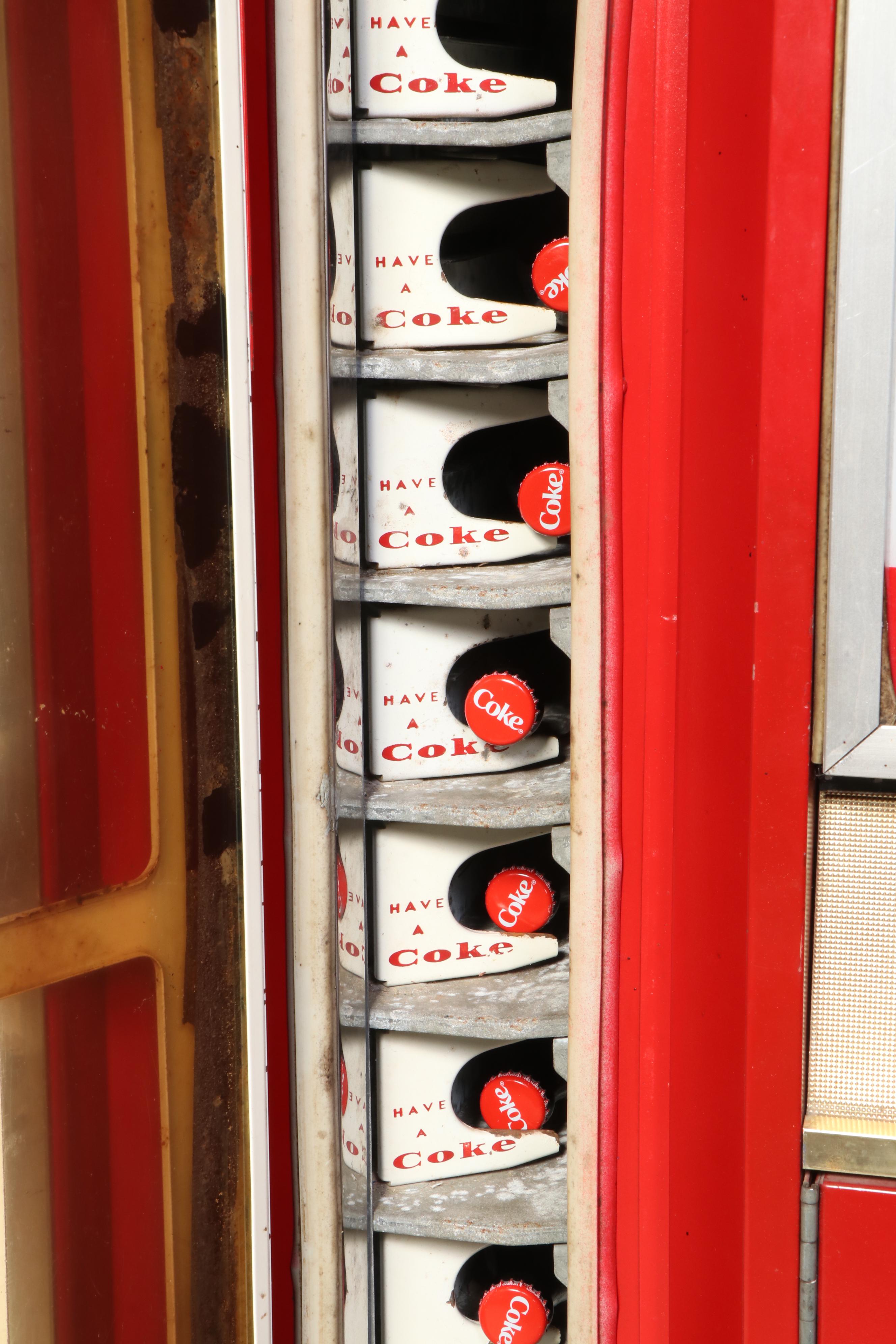 Cavalier Coca-Cola CS-96D Vending Machine, 1950s–1960s | EBTH