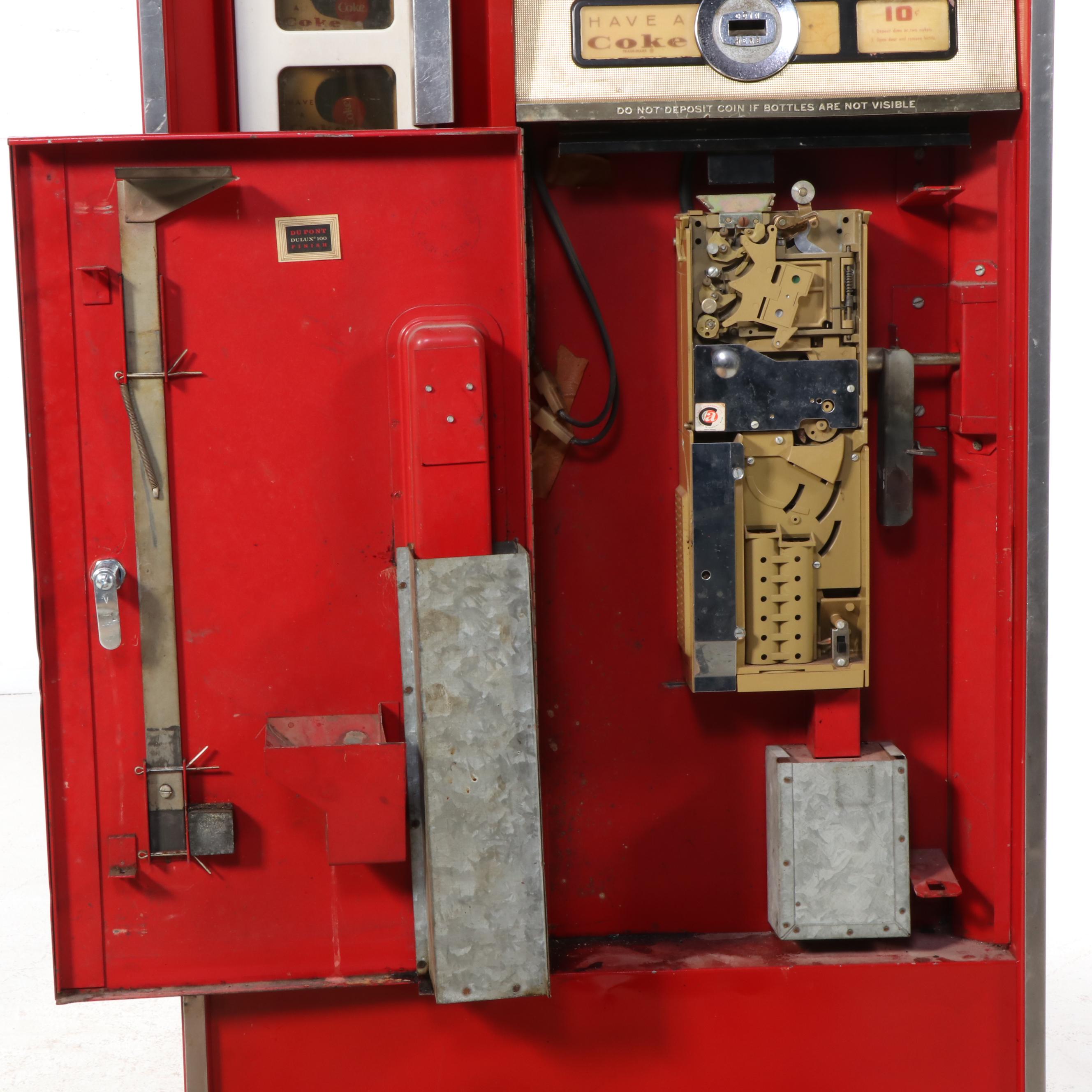 Cavalier Coca-Cola CS-96D Vending Machine, 1950s–1960s | EBTH