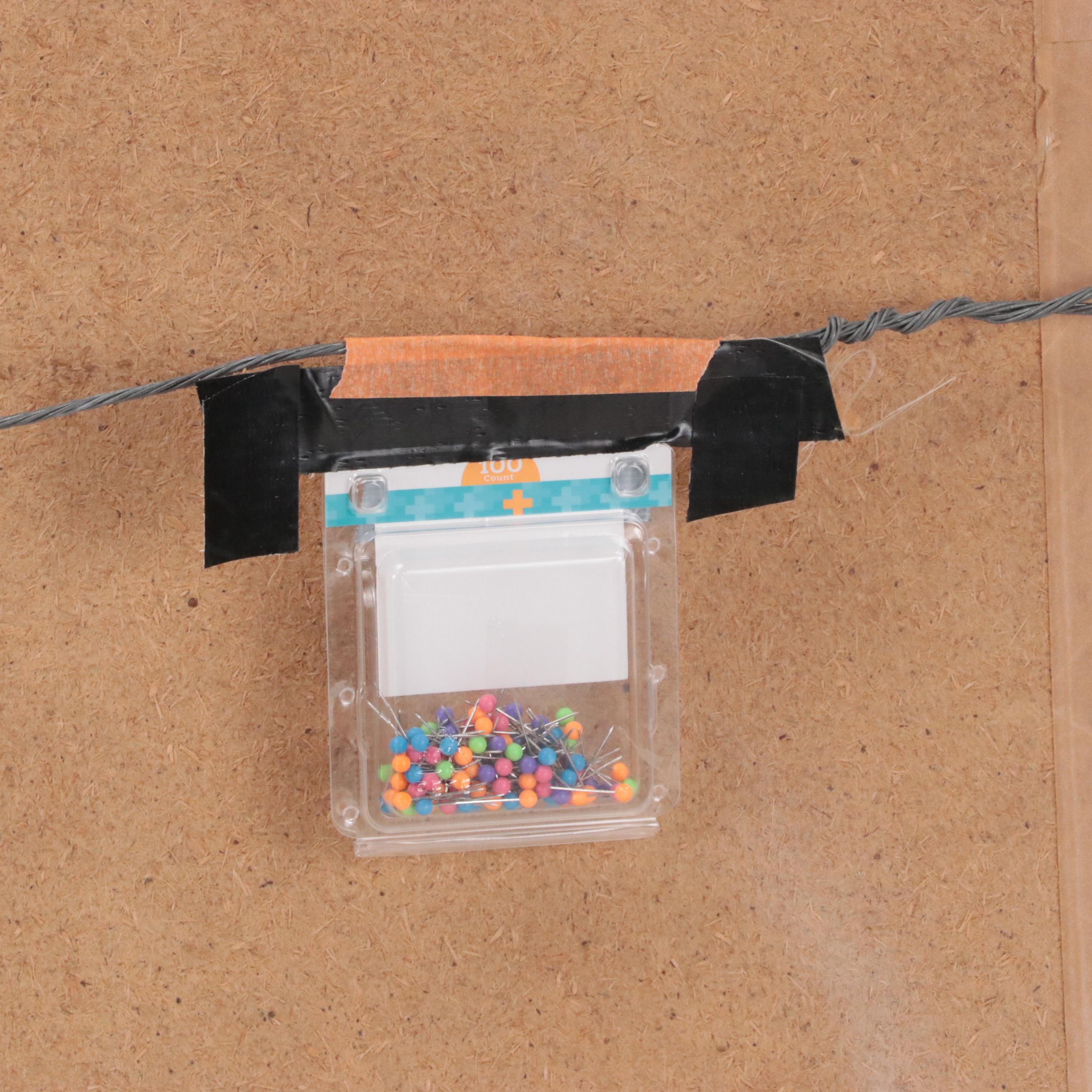 Colorprint "Map of the World" Pinboard, 1993 | EBTH