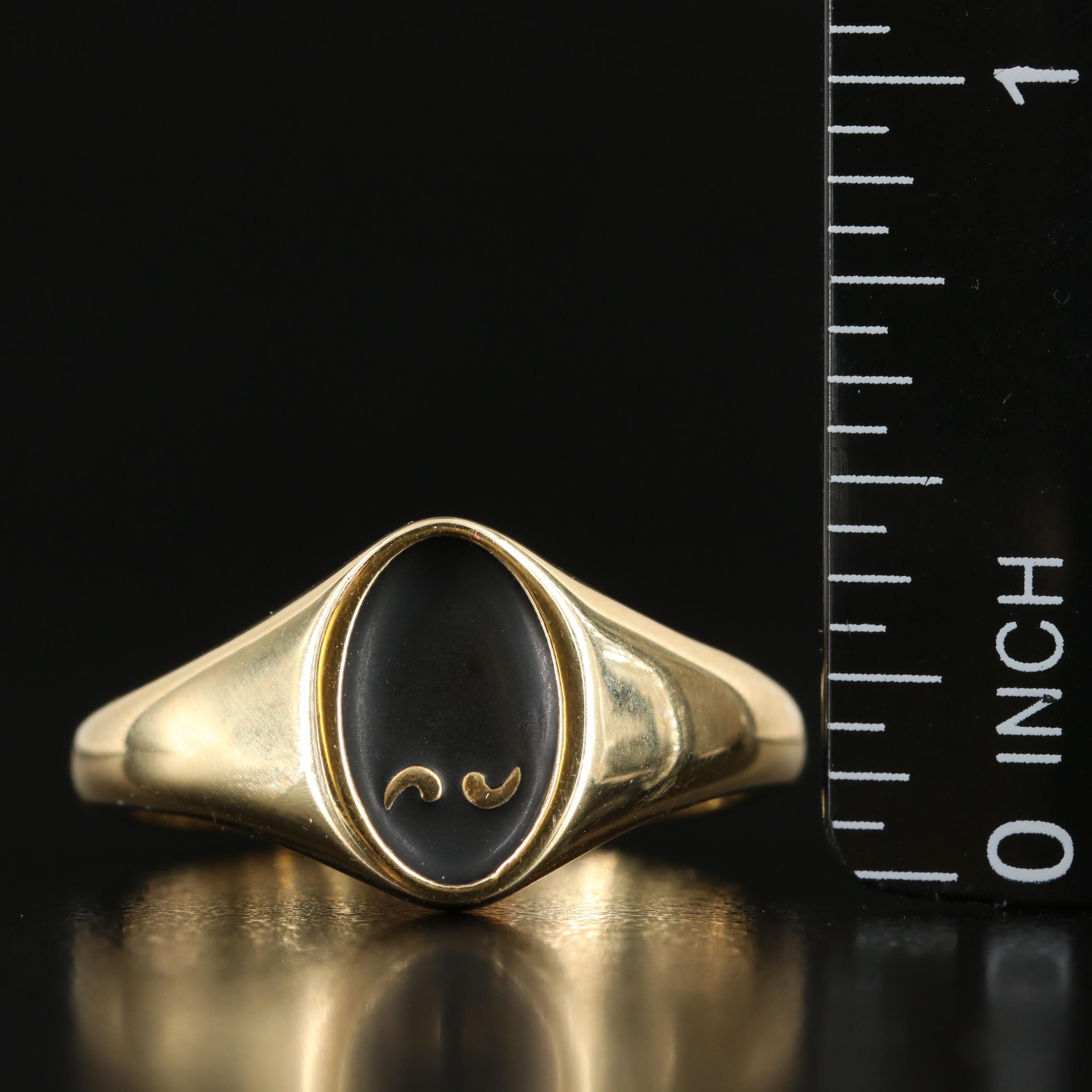 Marco Dal Maso 18K Framed Black Enamel Signet Ring | EBTH