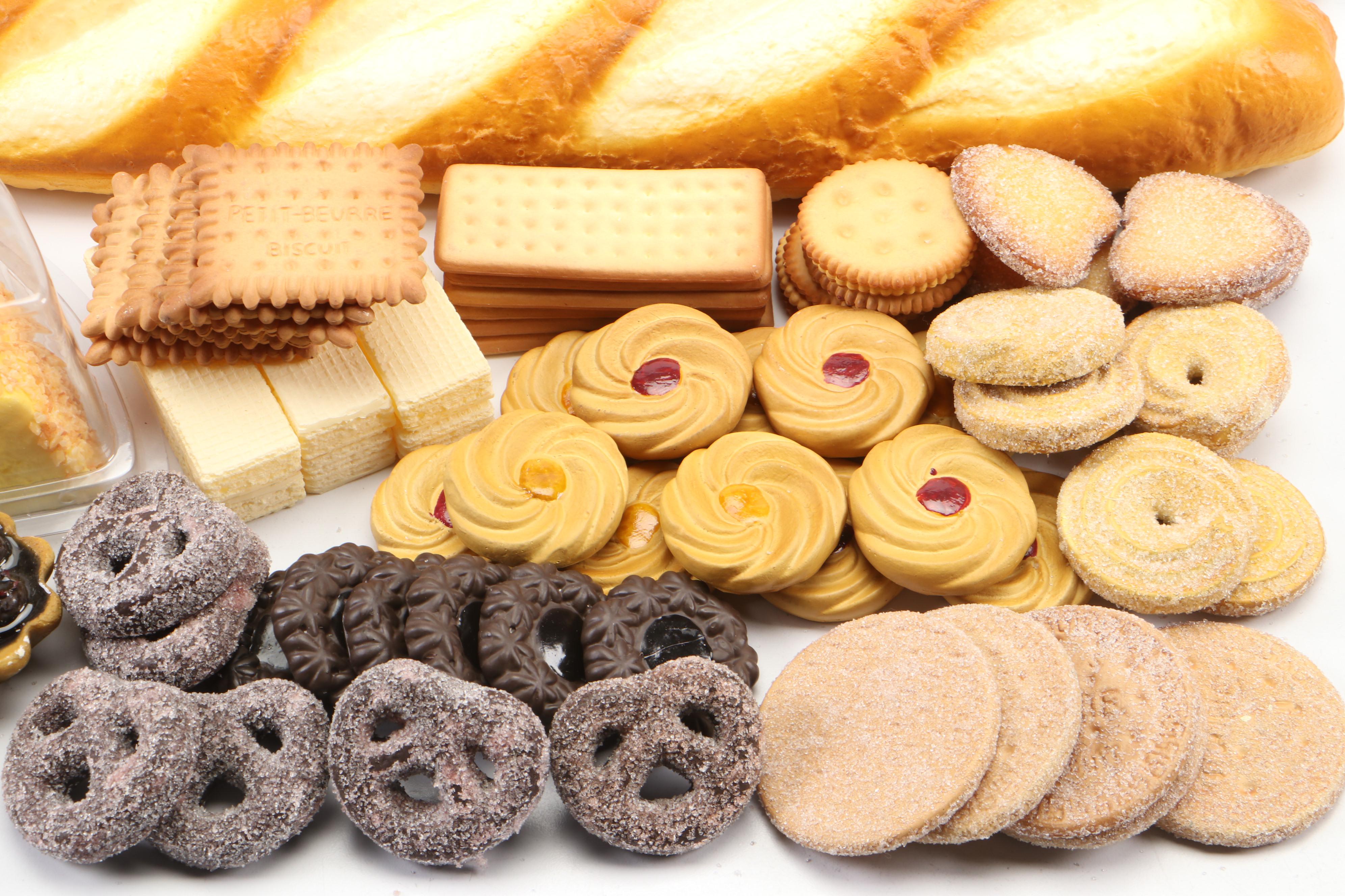 Composite, Plastic, Vinyl and More Faux Food with Ceramic Baking Dish ...