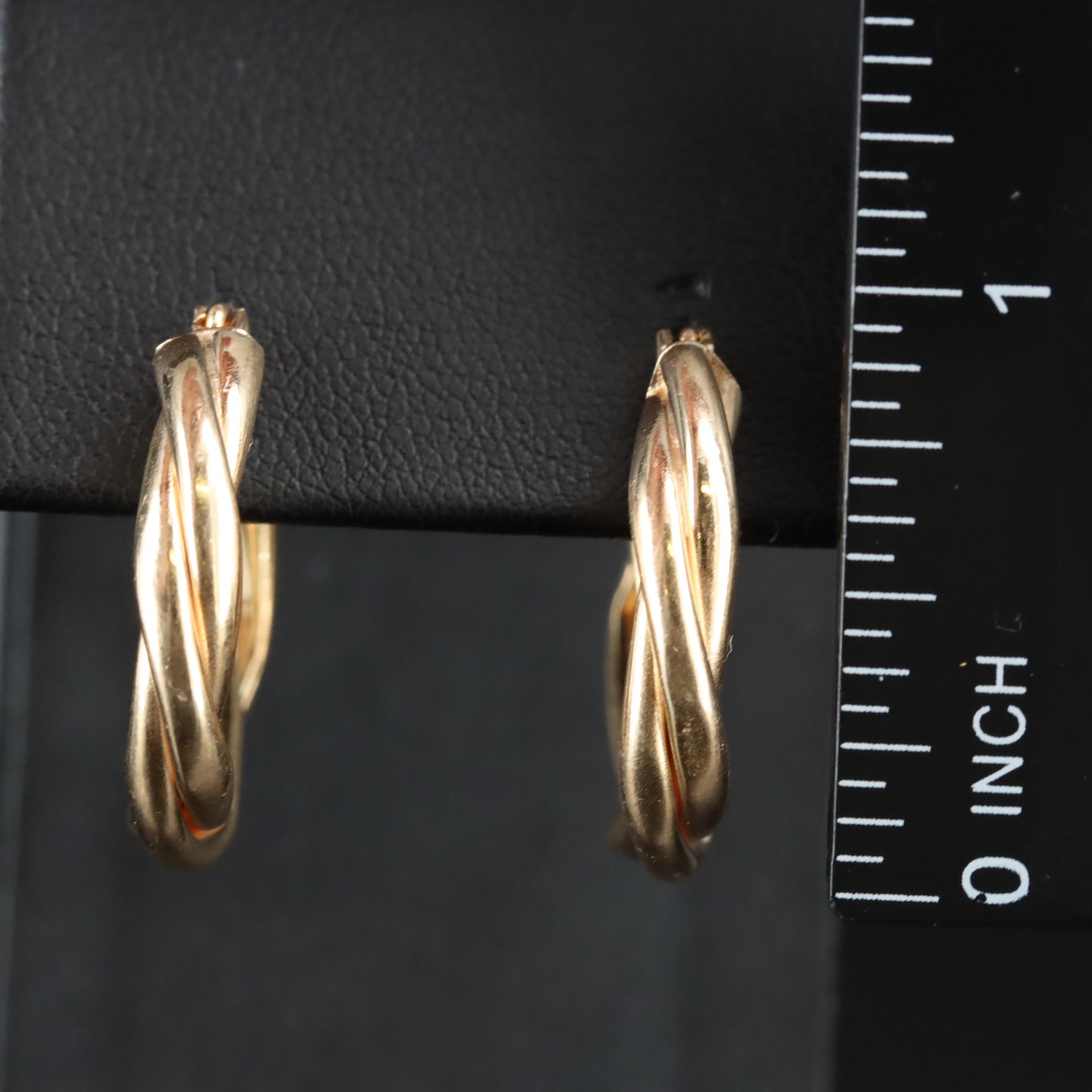 14K Twist Hoops | EBTH