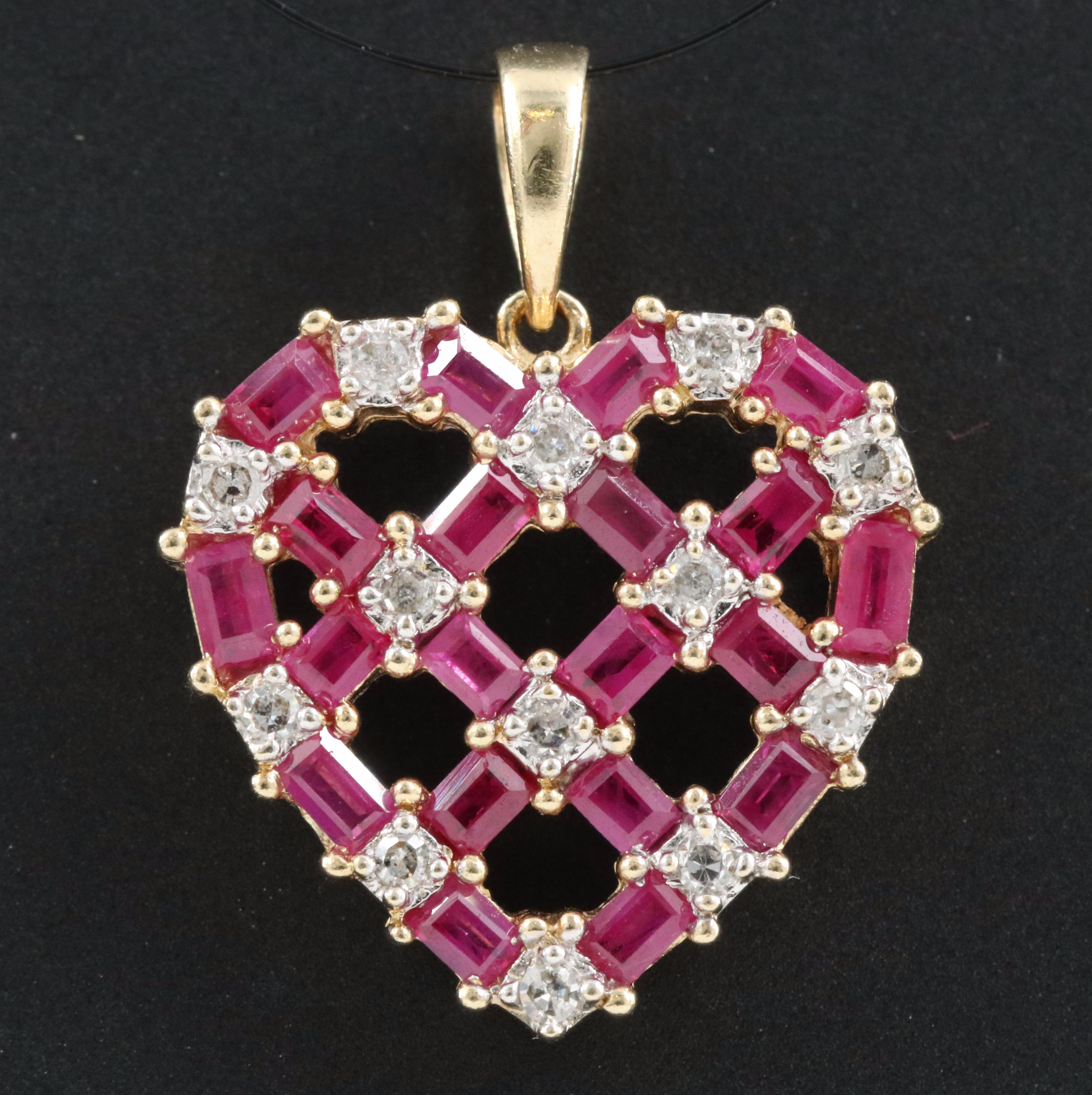 10K Ruby and Diamond Heart Pendant | EBTH