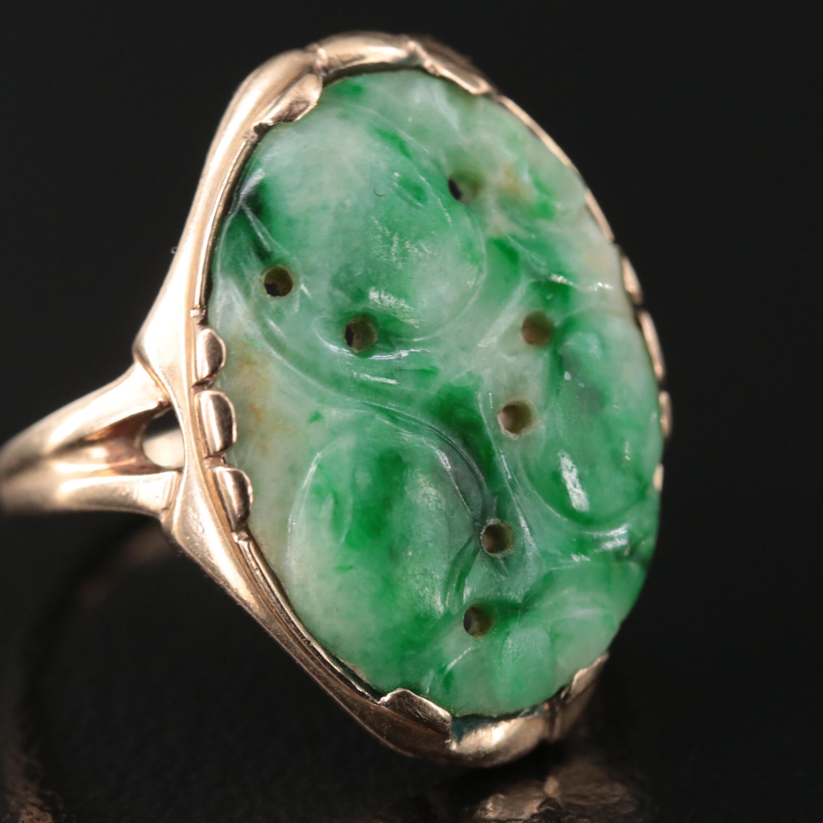 10K Carved Jadeite Persimmon Ring | EBTH
