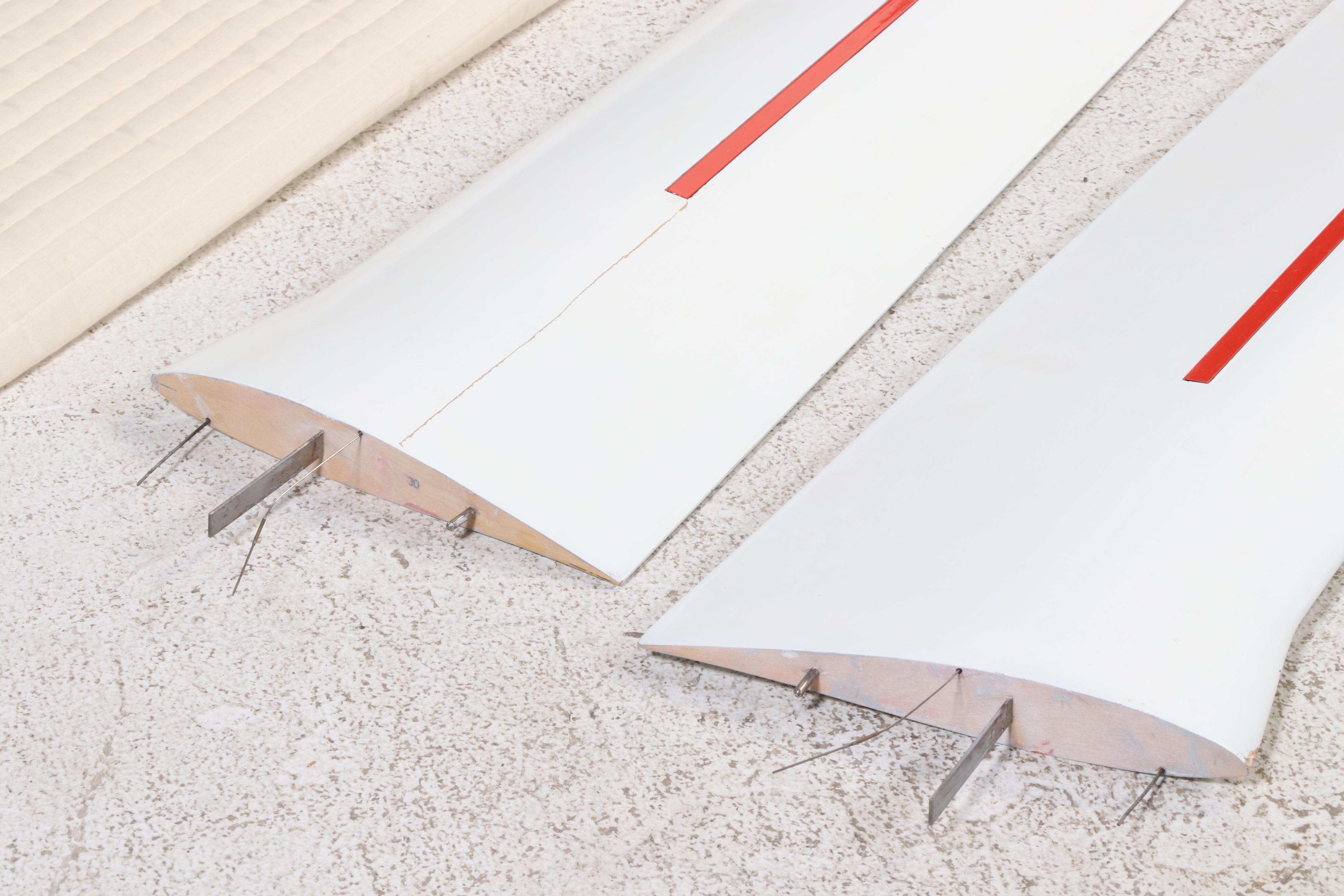 Balsa Wood and Laminated Model Airplane Wings | EBTH