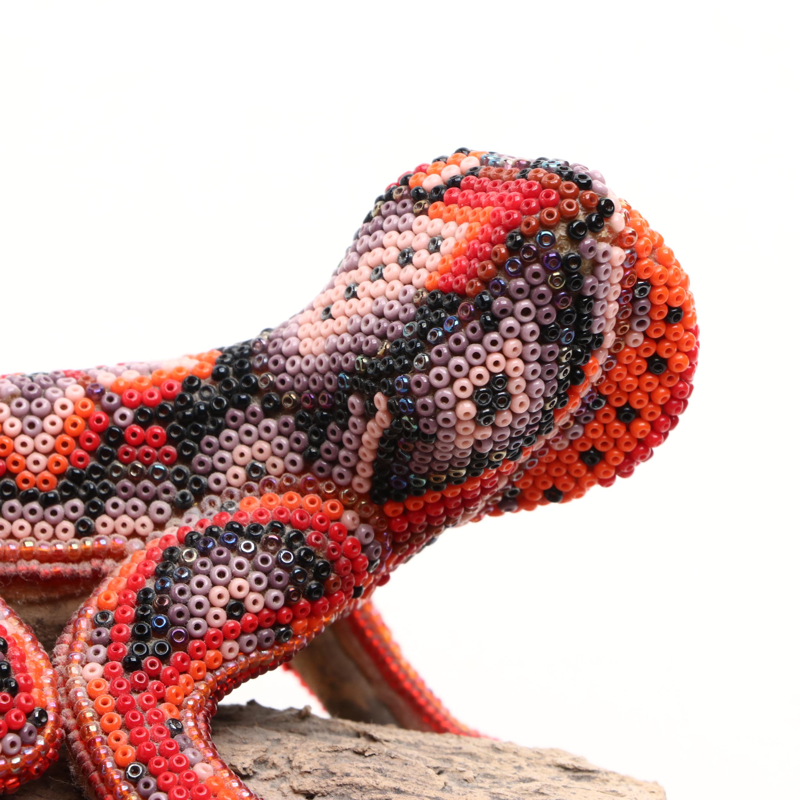 Signed Huichol Art Beaded Gecko Figurine on Trunk, 2000 | EBTH