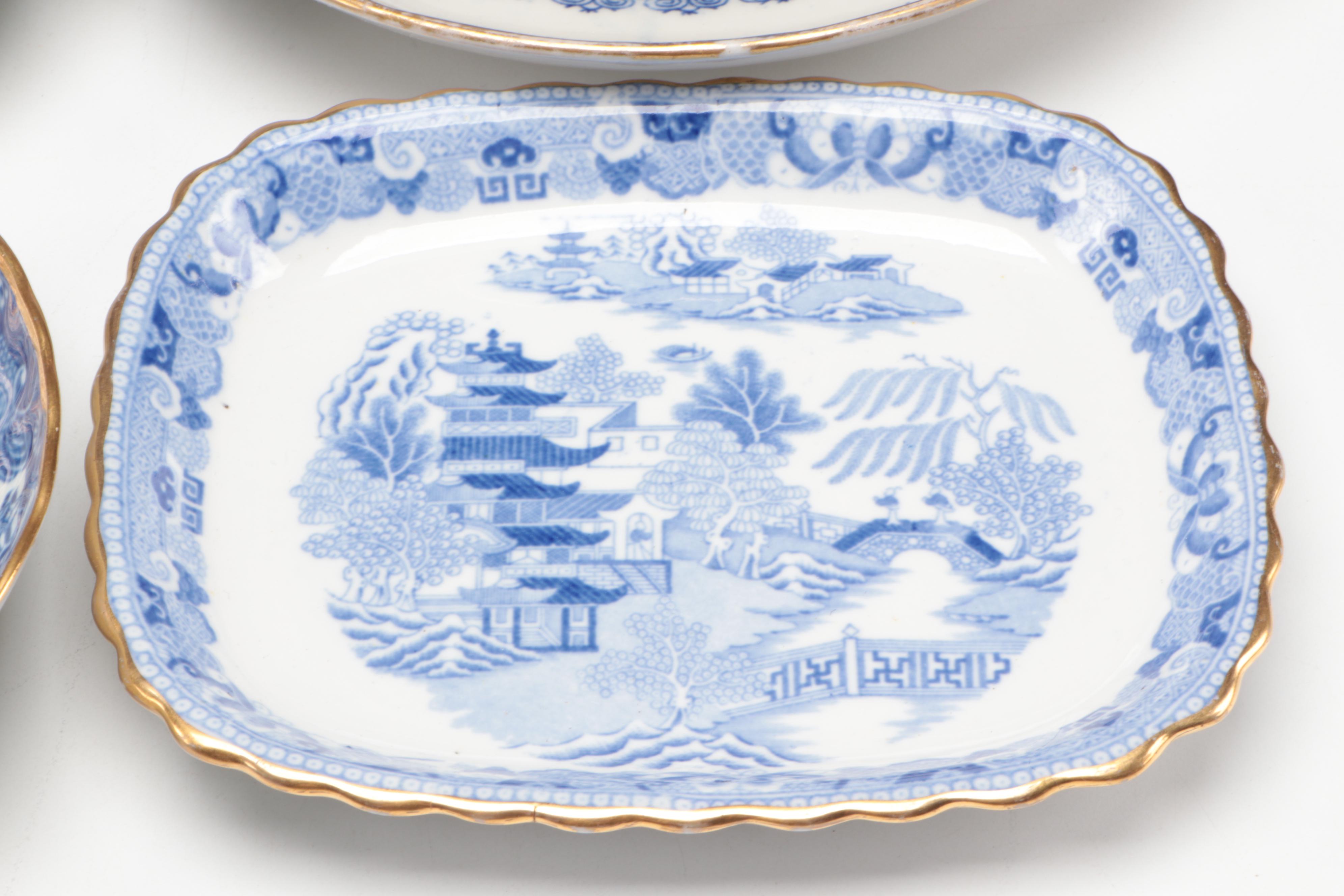 Spode and Other English Blue Willow Style Tableware | EBTH