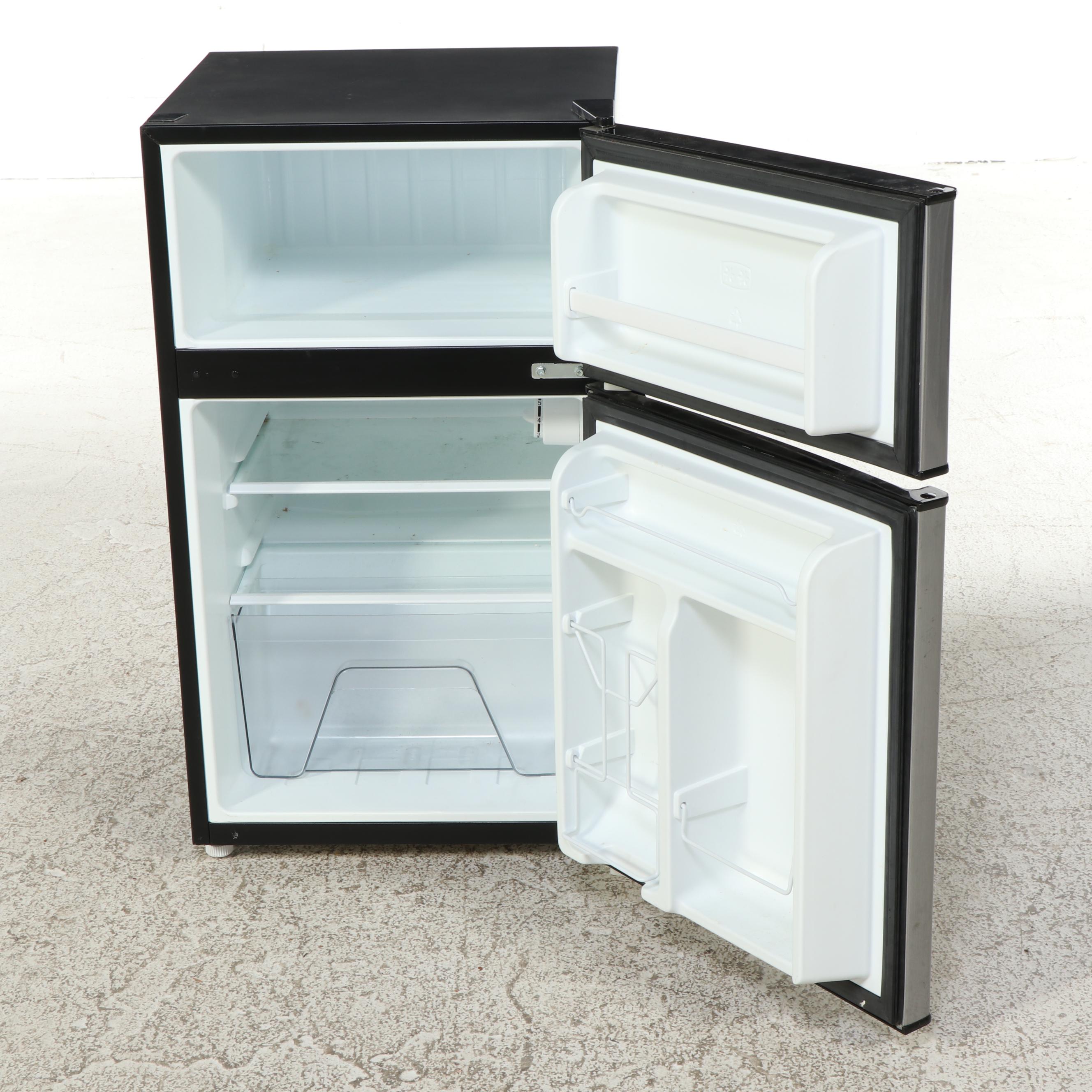 Willz 3.1 Cu. Ft. Stainless Compact Refrigerator, 2018 | EBTH