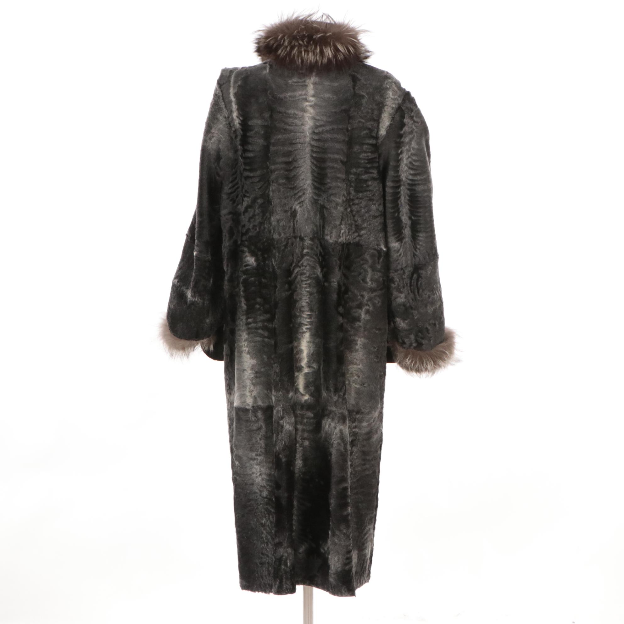 Goatskin/Sheared Goat Fur Reversible Coat with Silver Fox Fur Trim | EBTH