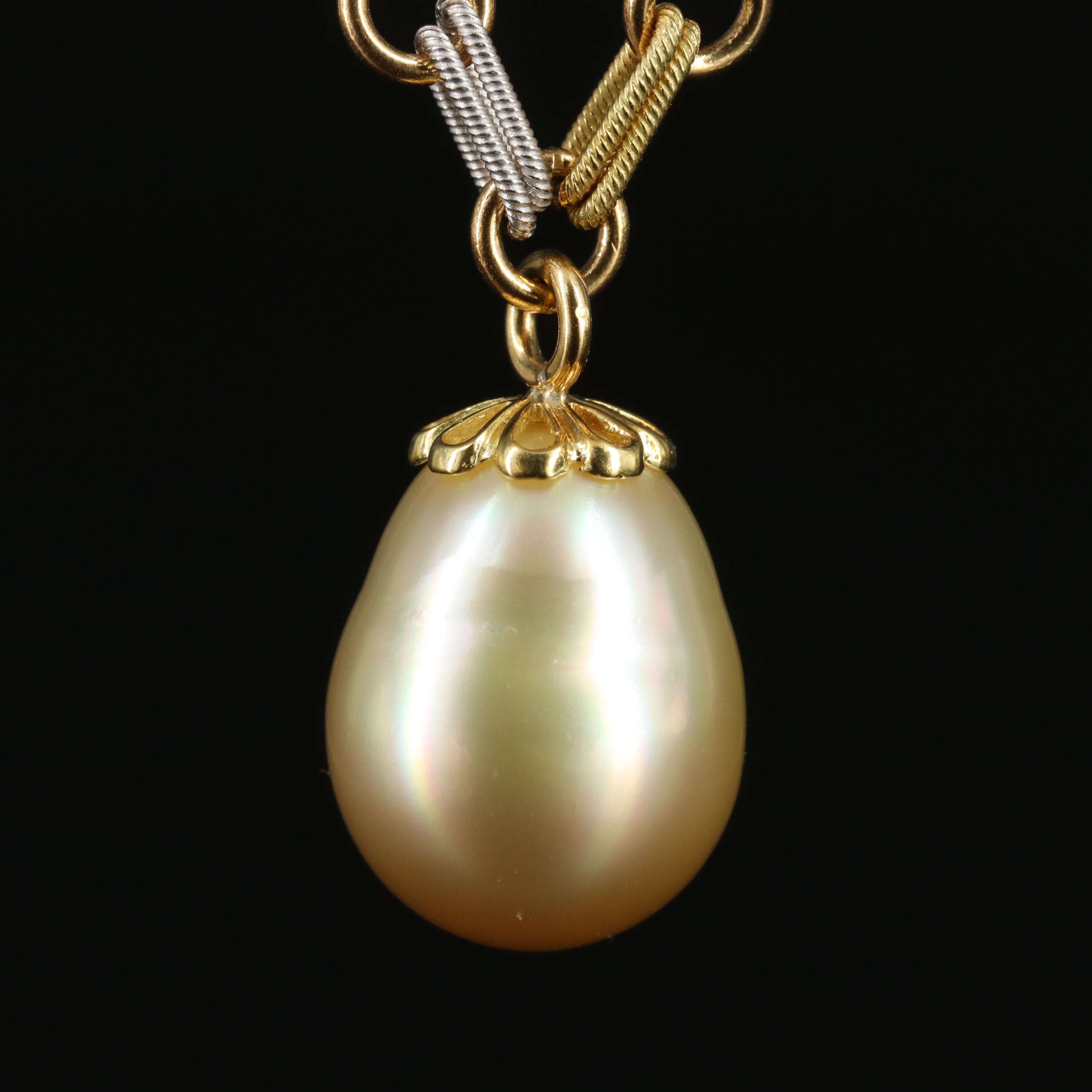 18K Two-Tone Pearl Necklace | EBTH