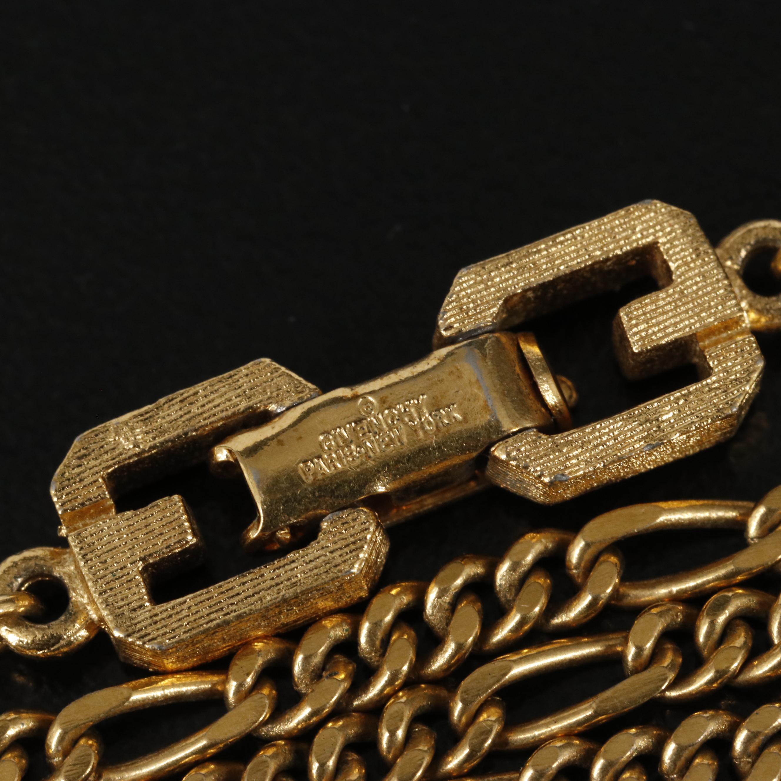 Givenchy Interlocking GG Necklace | EBTH
