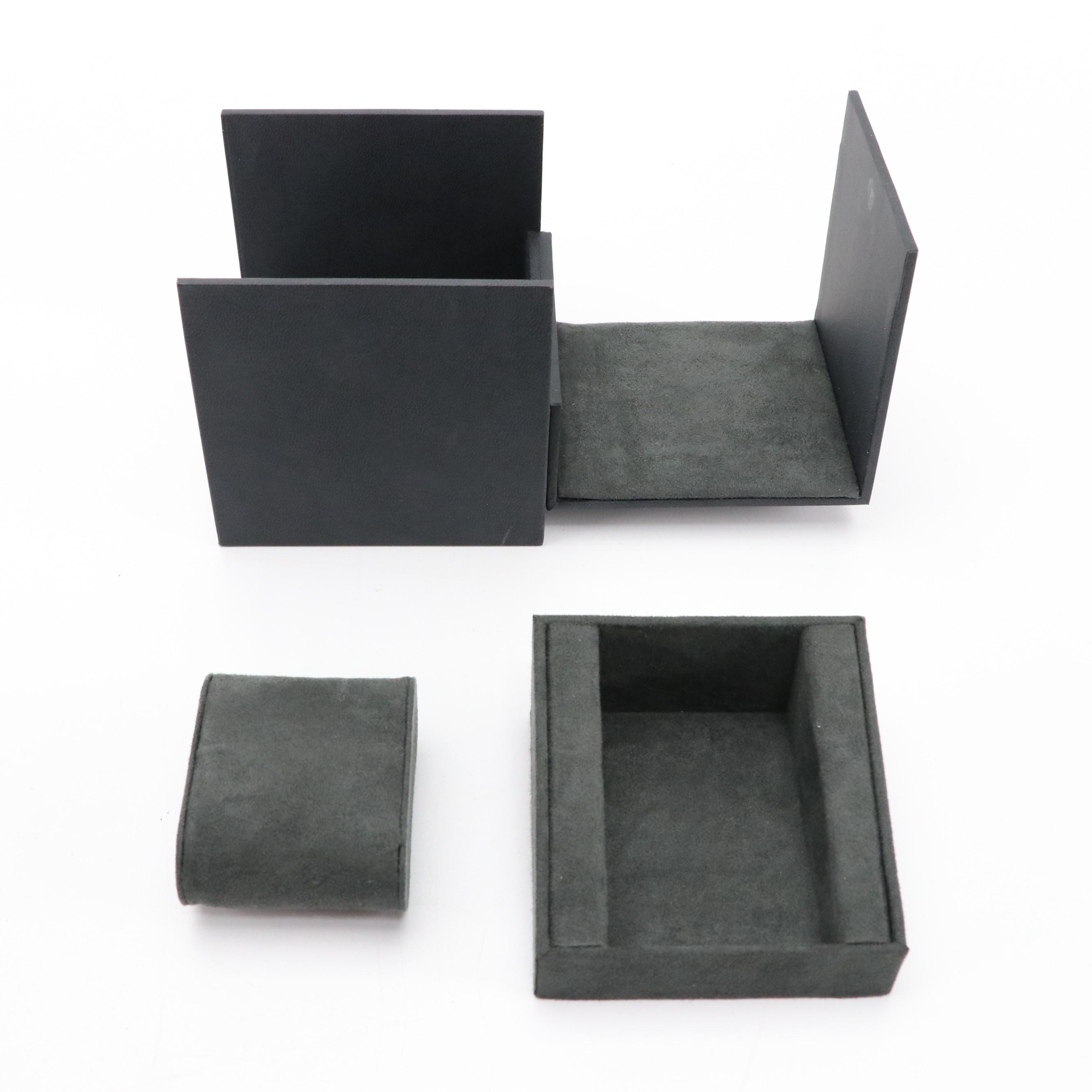 David Yurman Retail Jewelry Boxes | EBTH