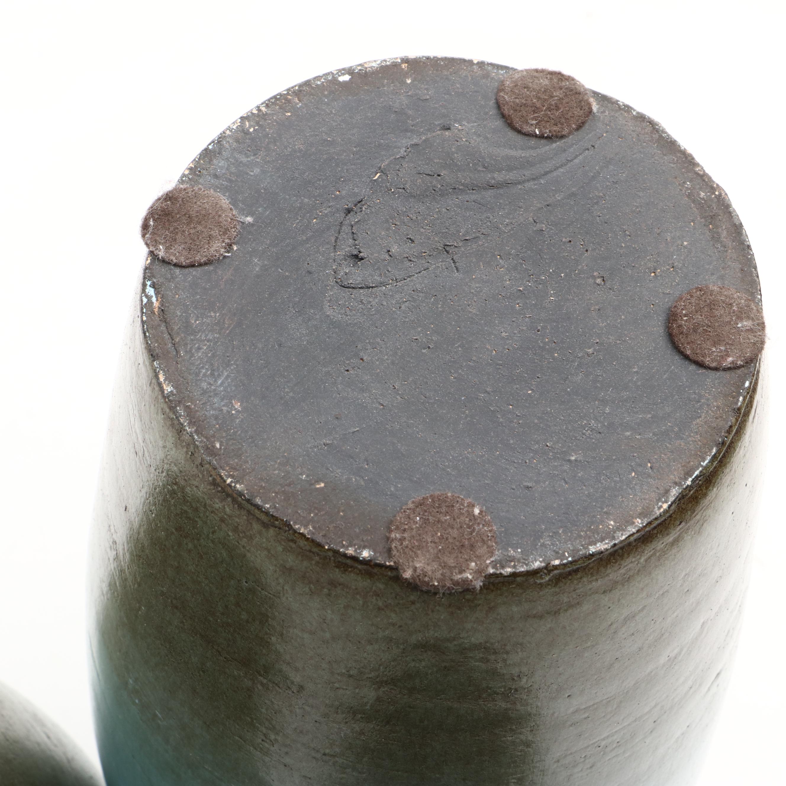 Gradient Glazed Ceramic Floor Vase and Bouquet Vases | EBTH