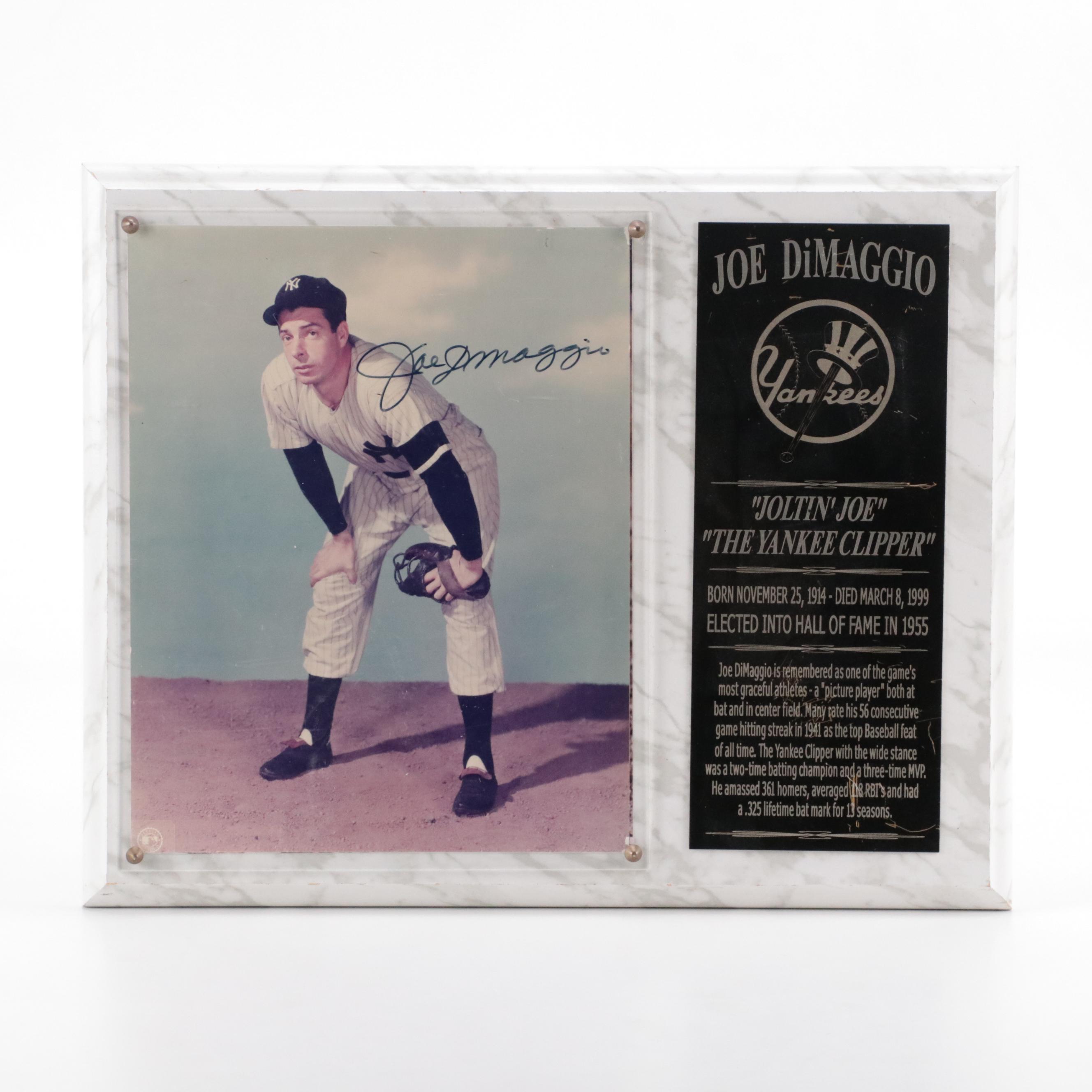 Joe DiMaggio Signed New York Yankees Print with Display | EBTH