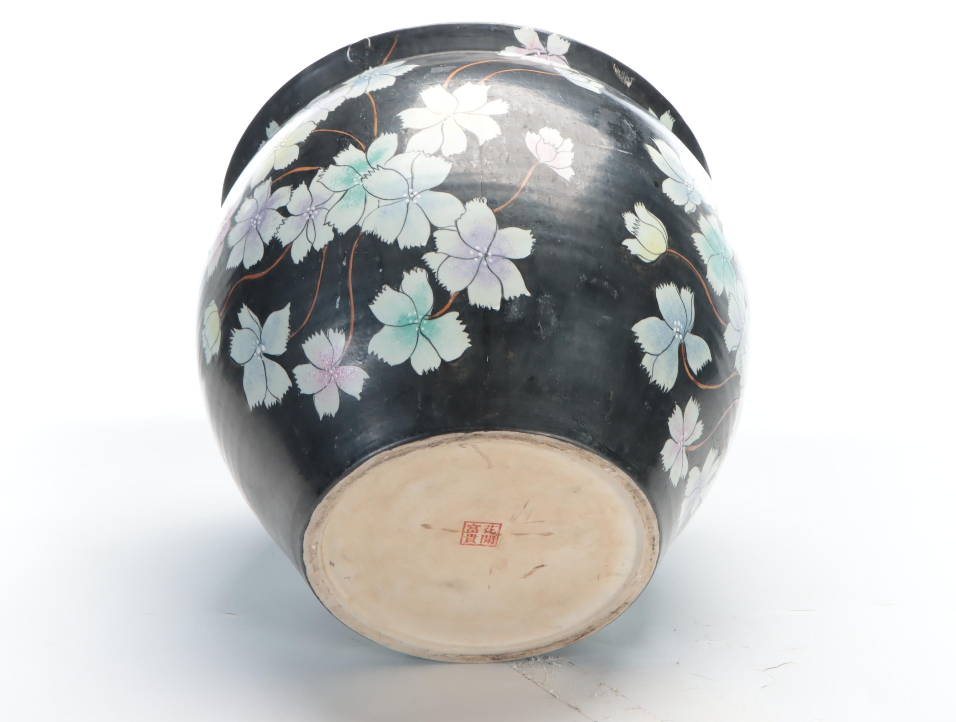 Chinese Famille Noir Ceramic Fishbowl Planter | EBTH