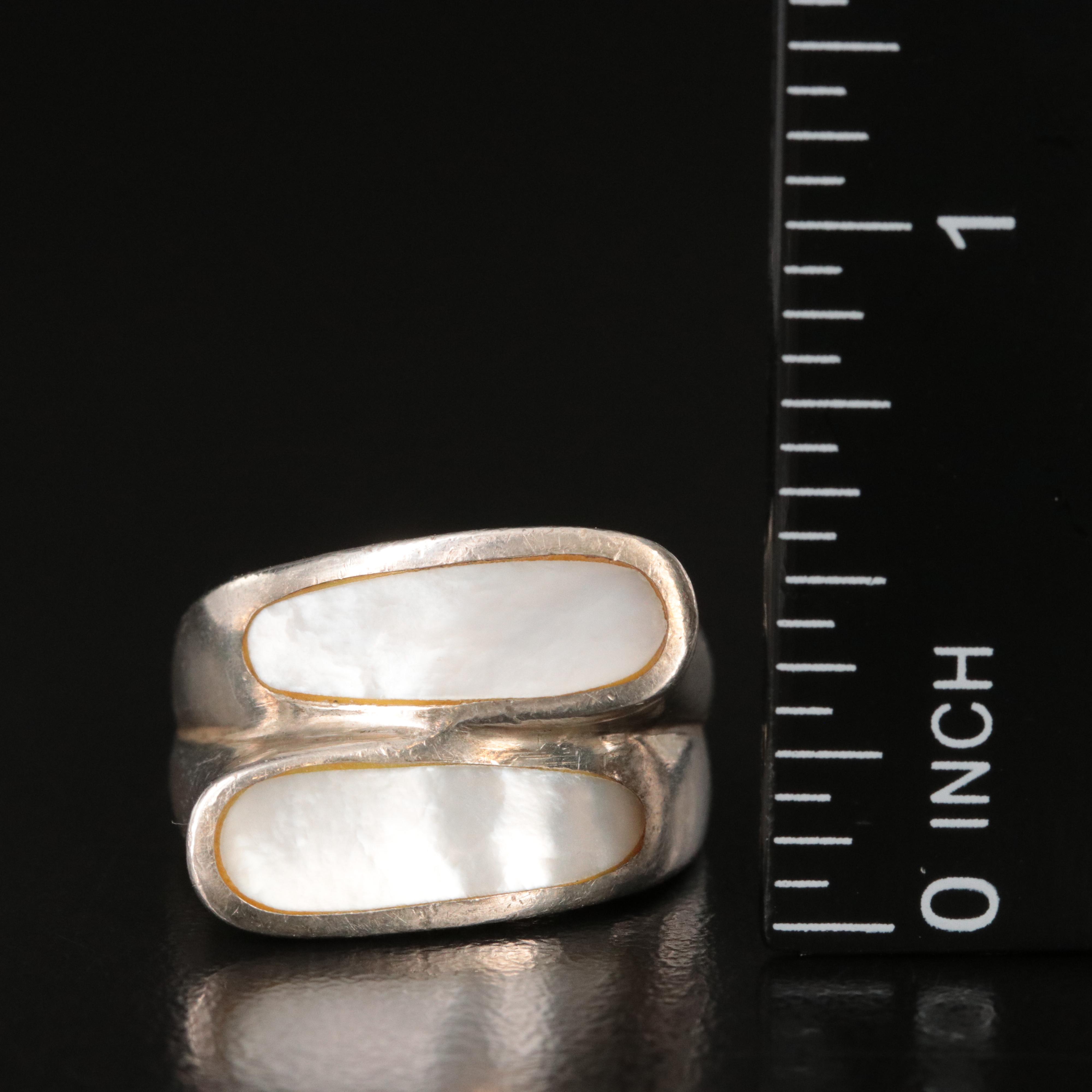 Sterling Mother-of-Pearl Inlay Ring | EBTH