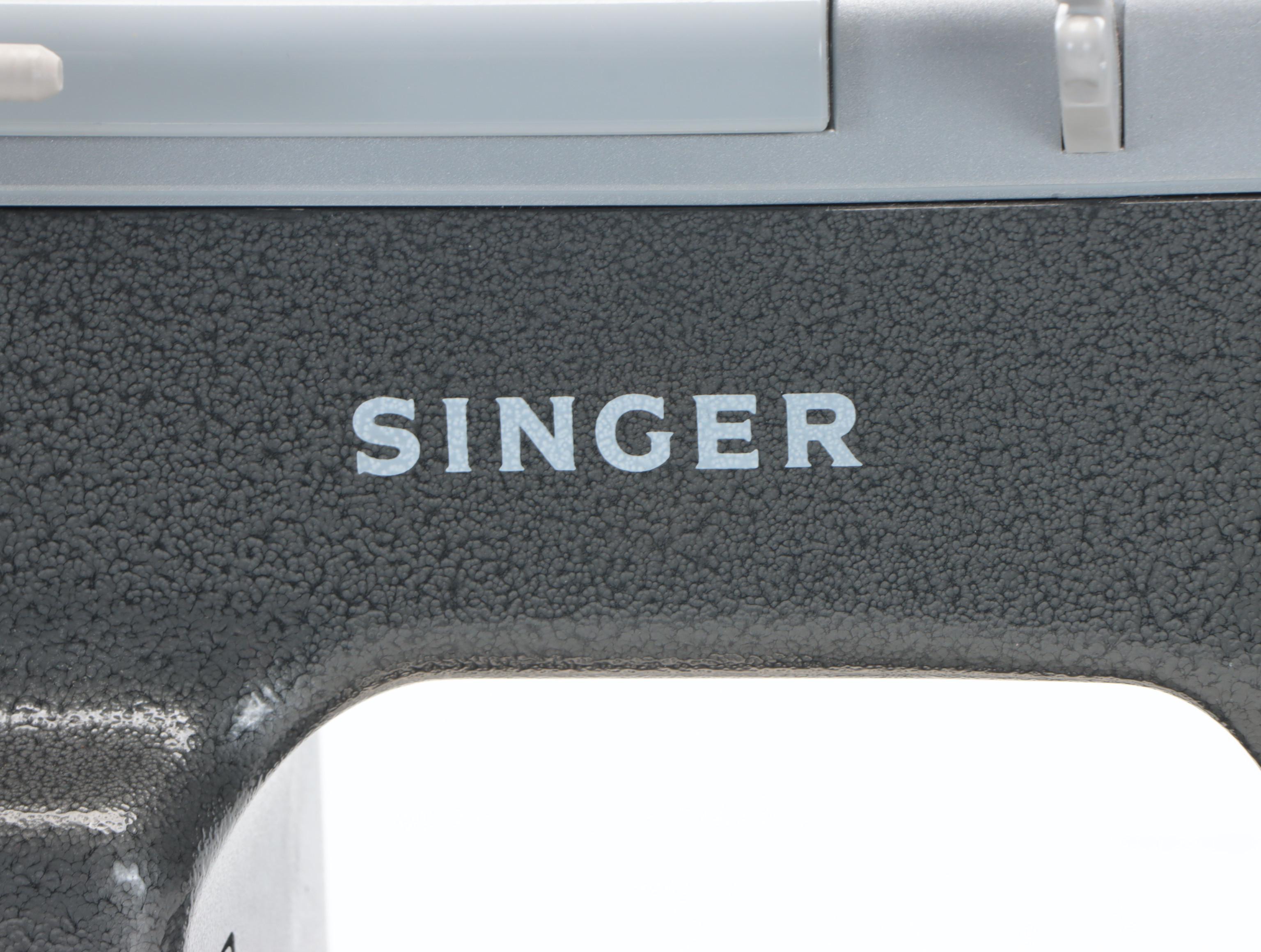 Singer CG-590 Commercial Grade Sewing Machine | EBTH