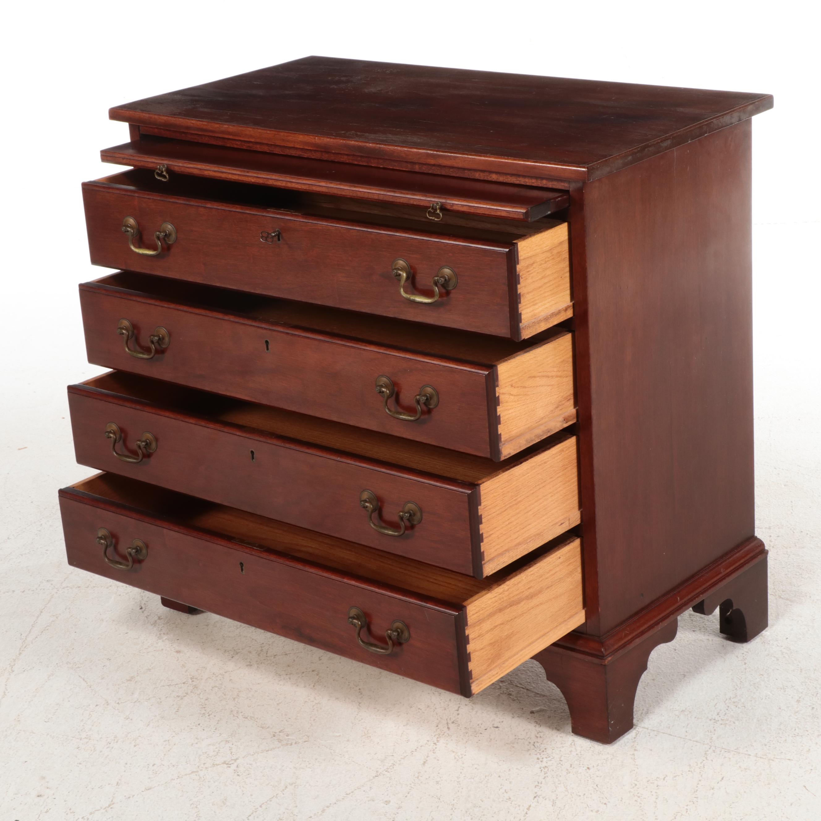Norris Chippendale Style Mahogany Four-Drawer Bedside Chest with ...