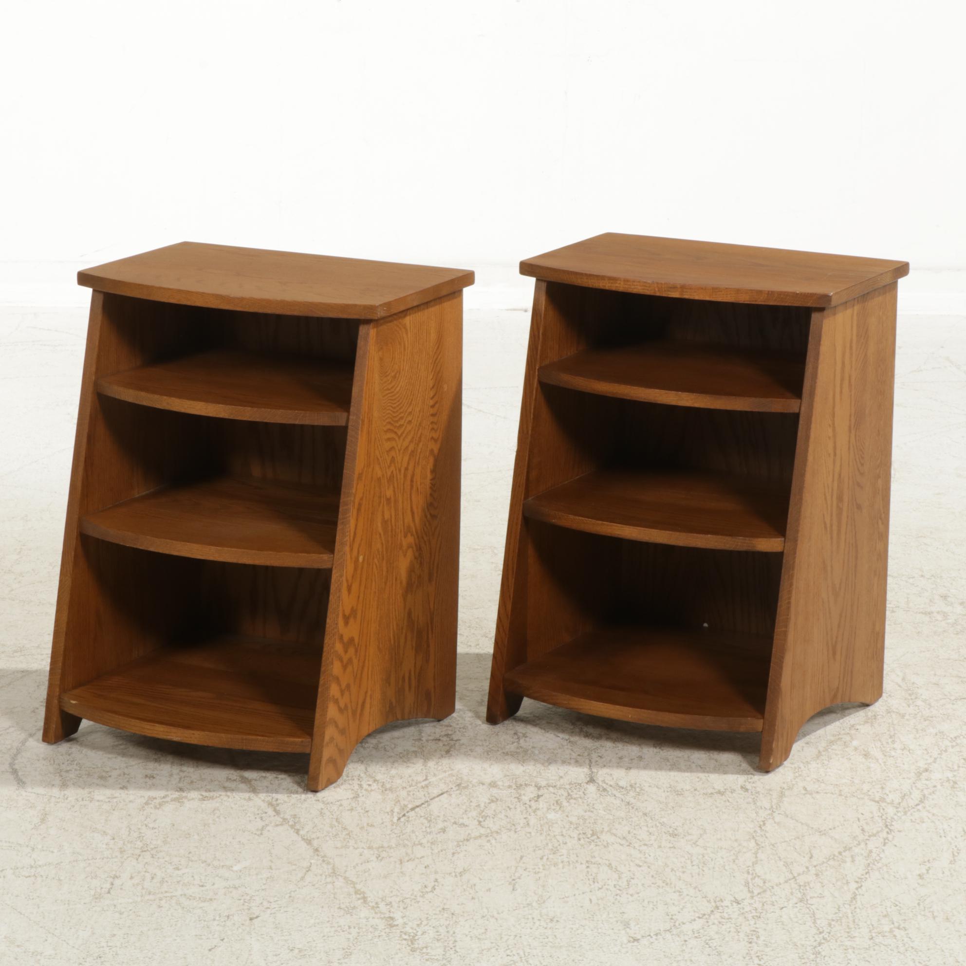 Pair of Levenger Arts & Crafts Style Oak "Reader's End Table" Bookcases ...
