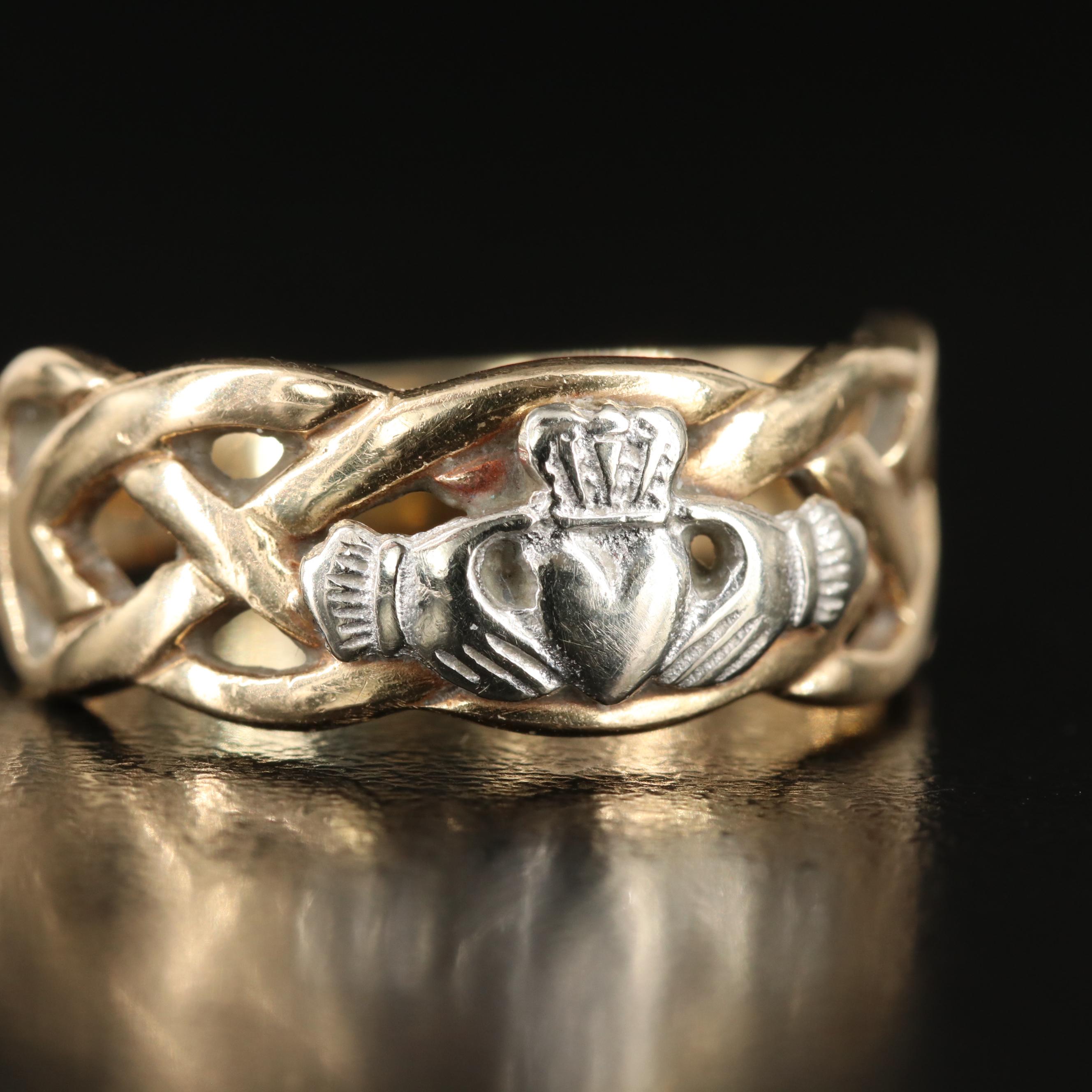 Irish 14K Claddagh Knot Ring | EBTH
