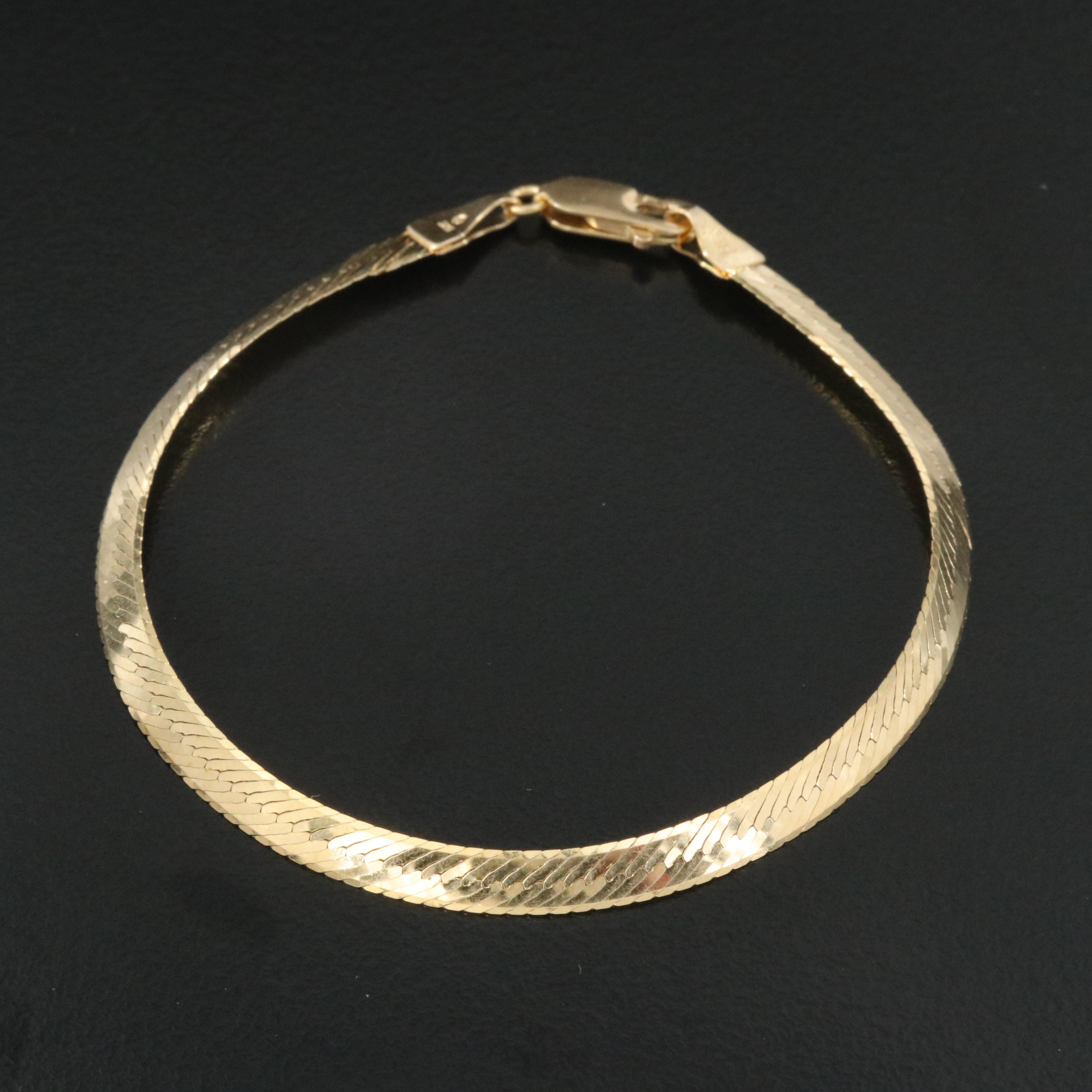 Italian 14K Herringbone Bracelet | EBTH