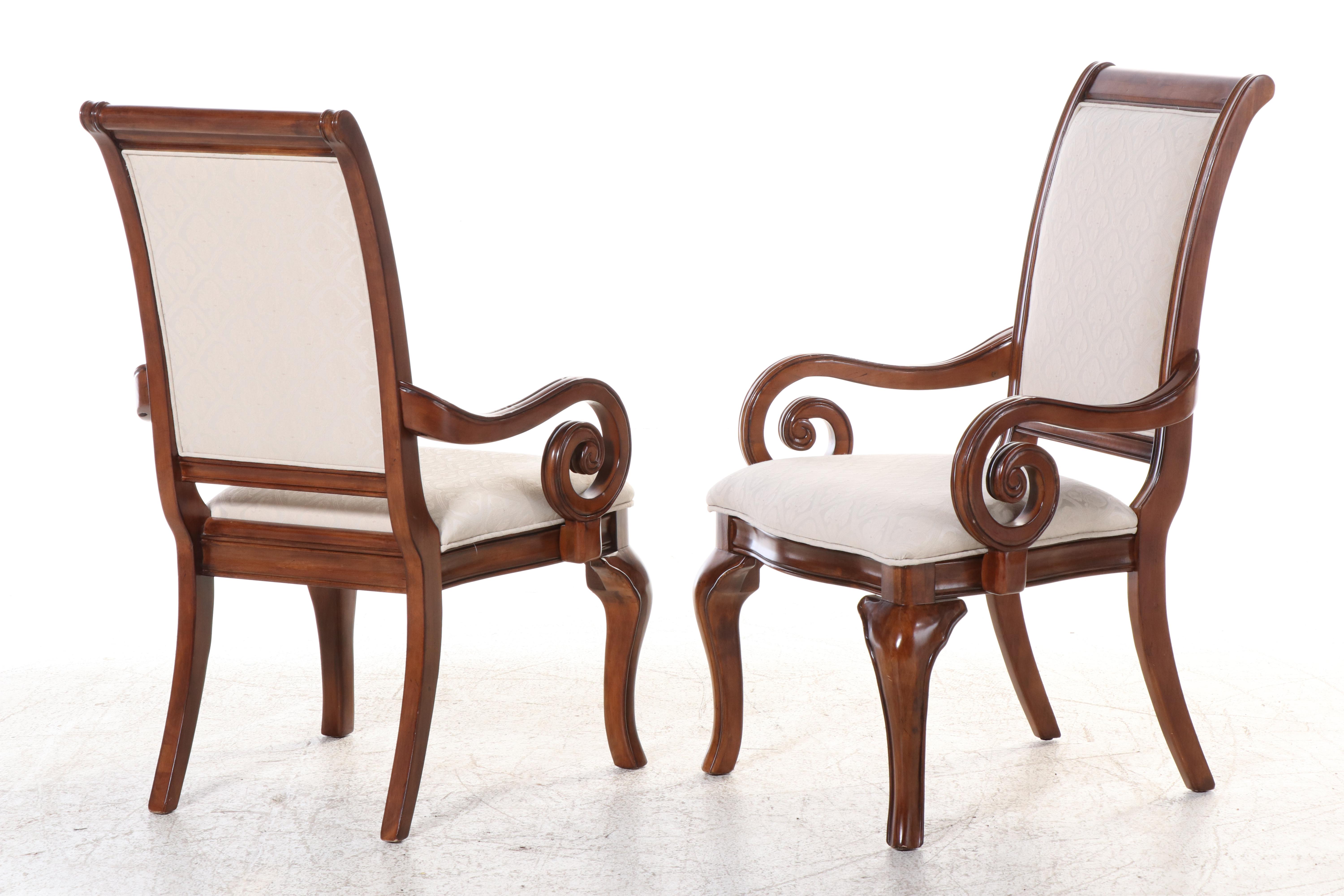 Eight Pennsylvania House Sleigh-Back Dining Chairs with Pedestal Table ...