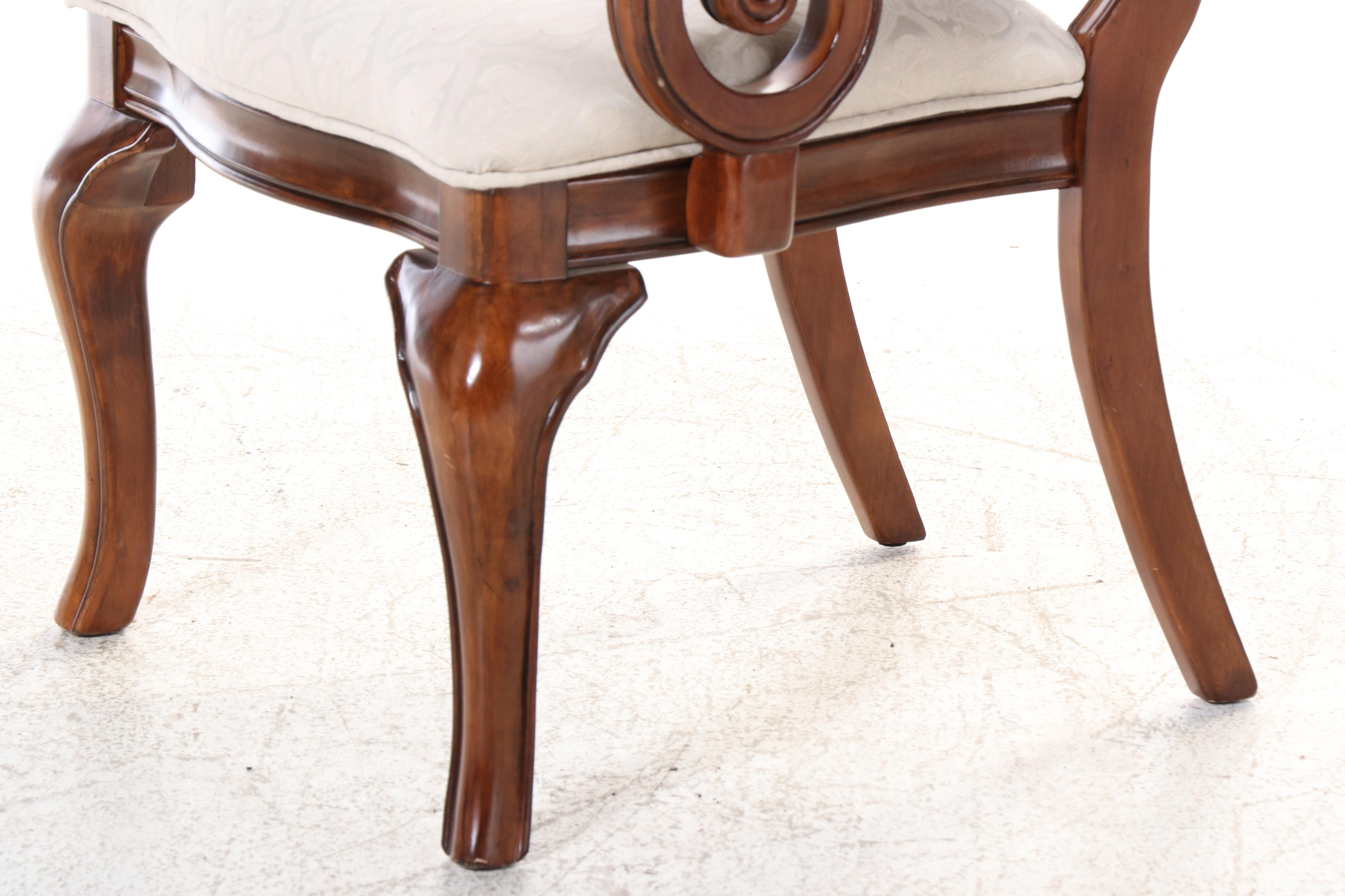 Eight Pennsylvania House Sleigh-Back Dining Chairs with Pedestal Table ...