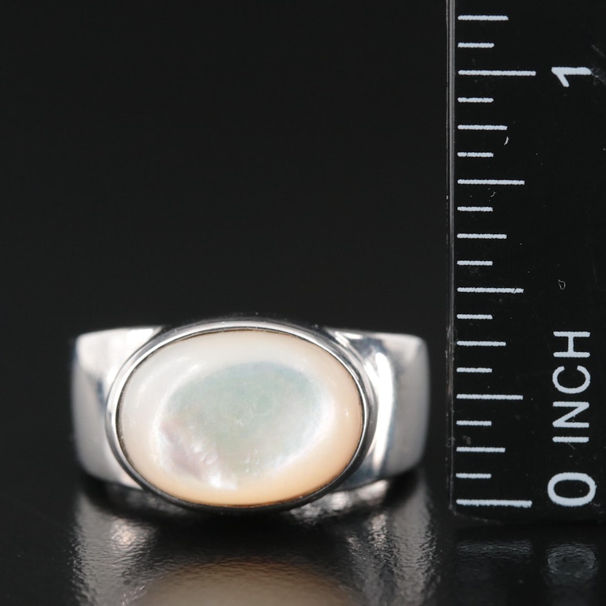 Sterling Mother Of Pearl Ring Ebth