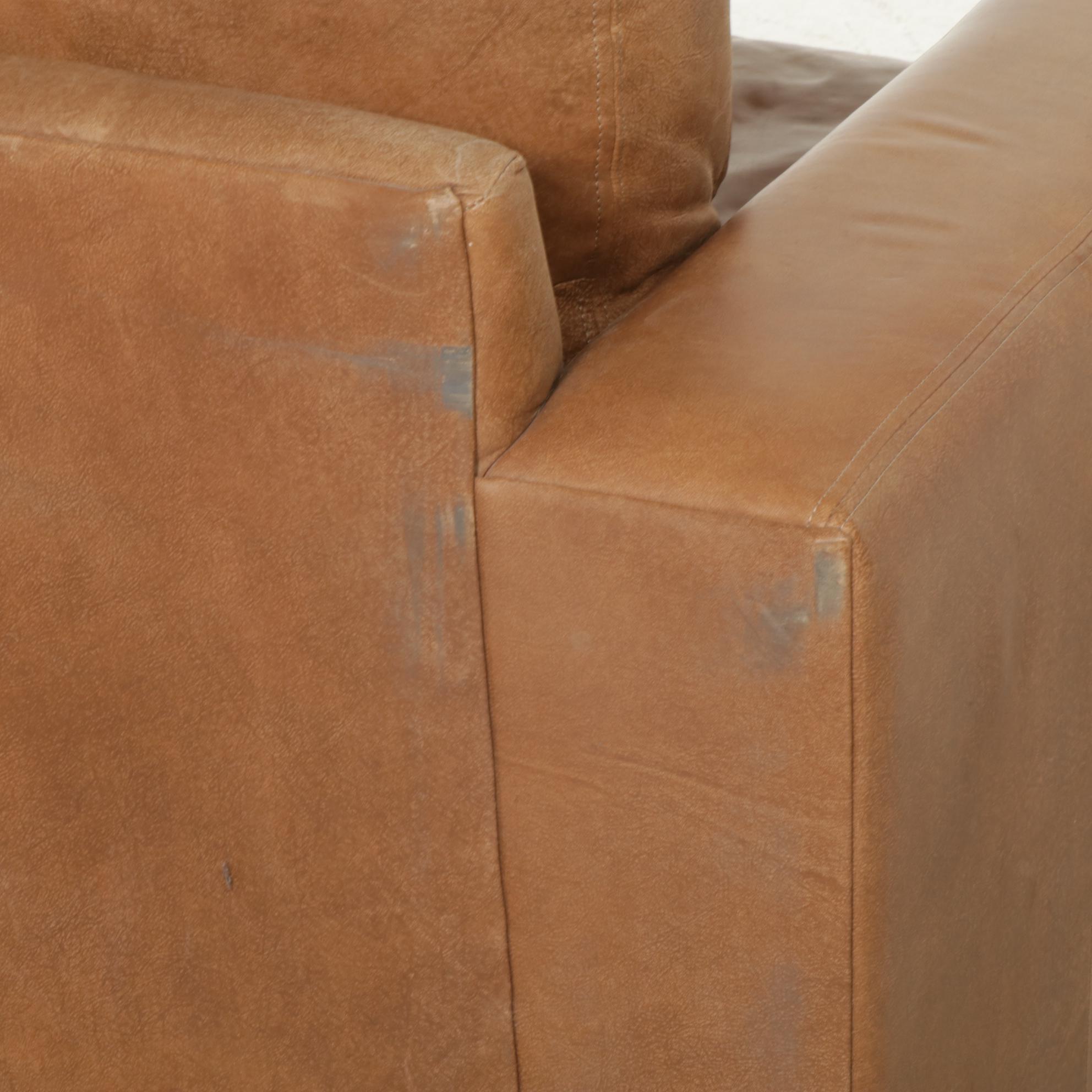 BenchCraft Leather Two-Seat Sofa | EBTH