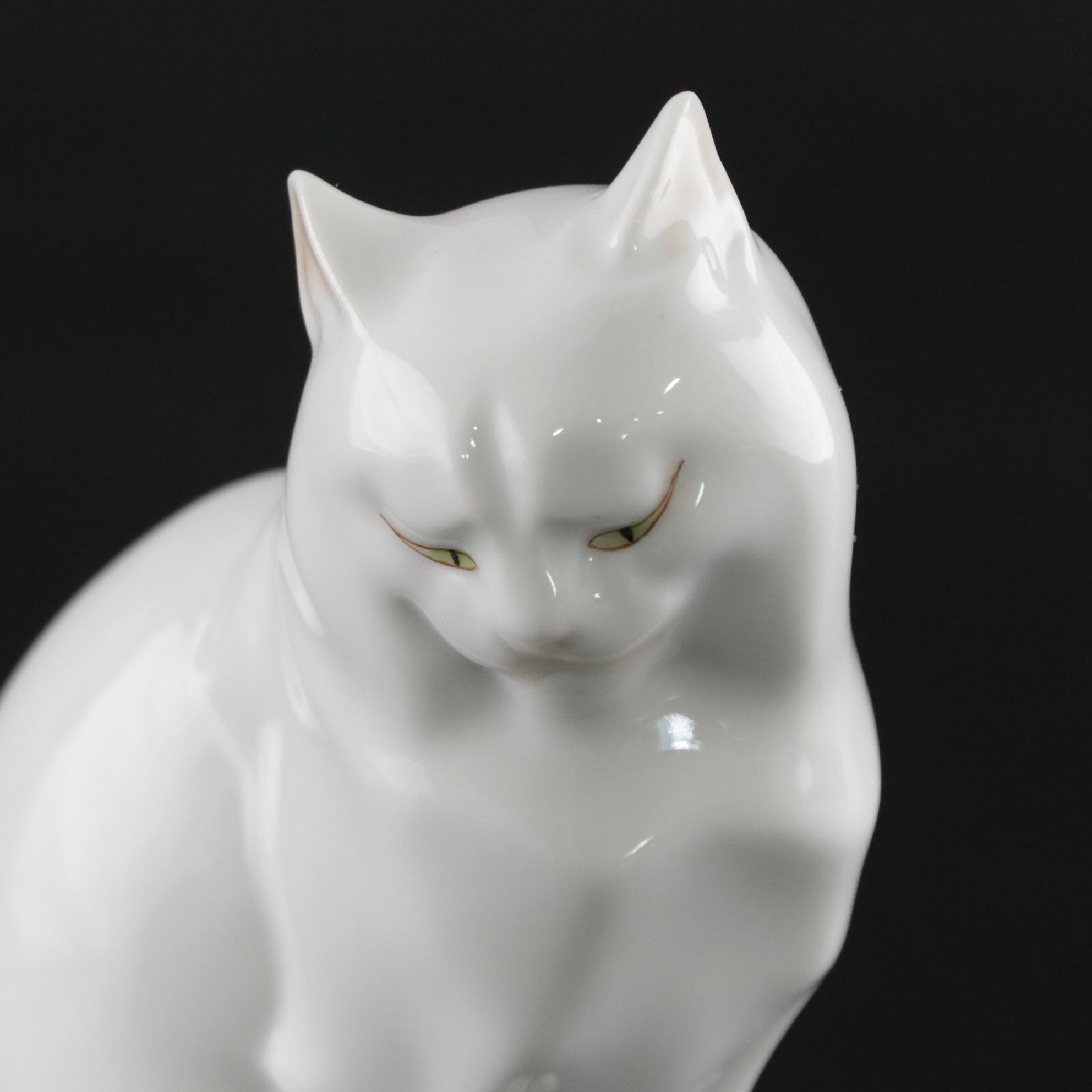 Herend White Ceramic Cat Figurine with Hand-Painted Details | EBTH